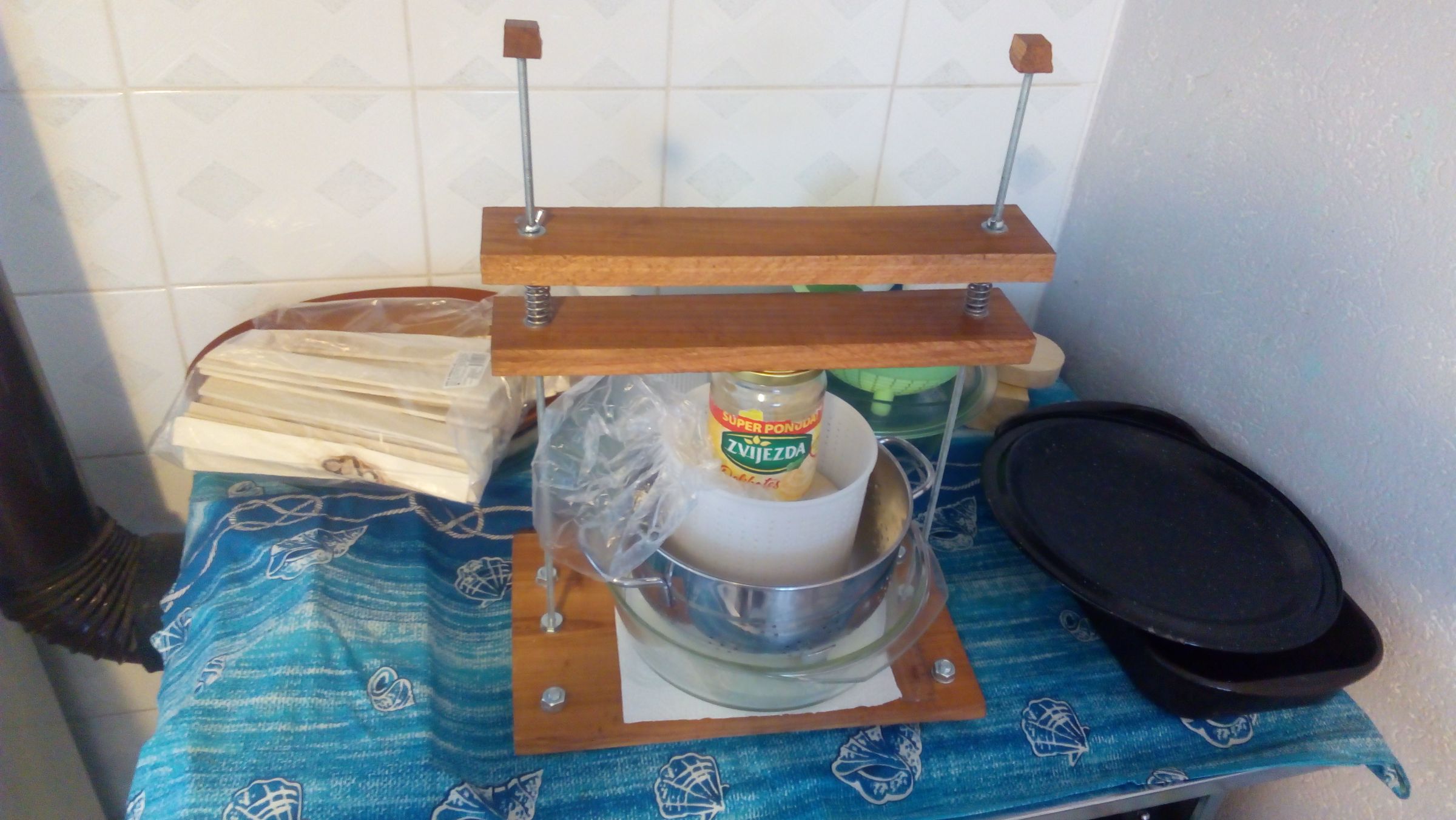 A Simple and Inexpensive Cheese Press : 6 Steps (with Pictures ...