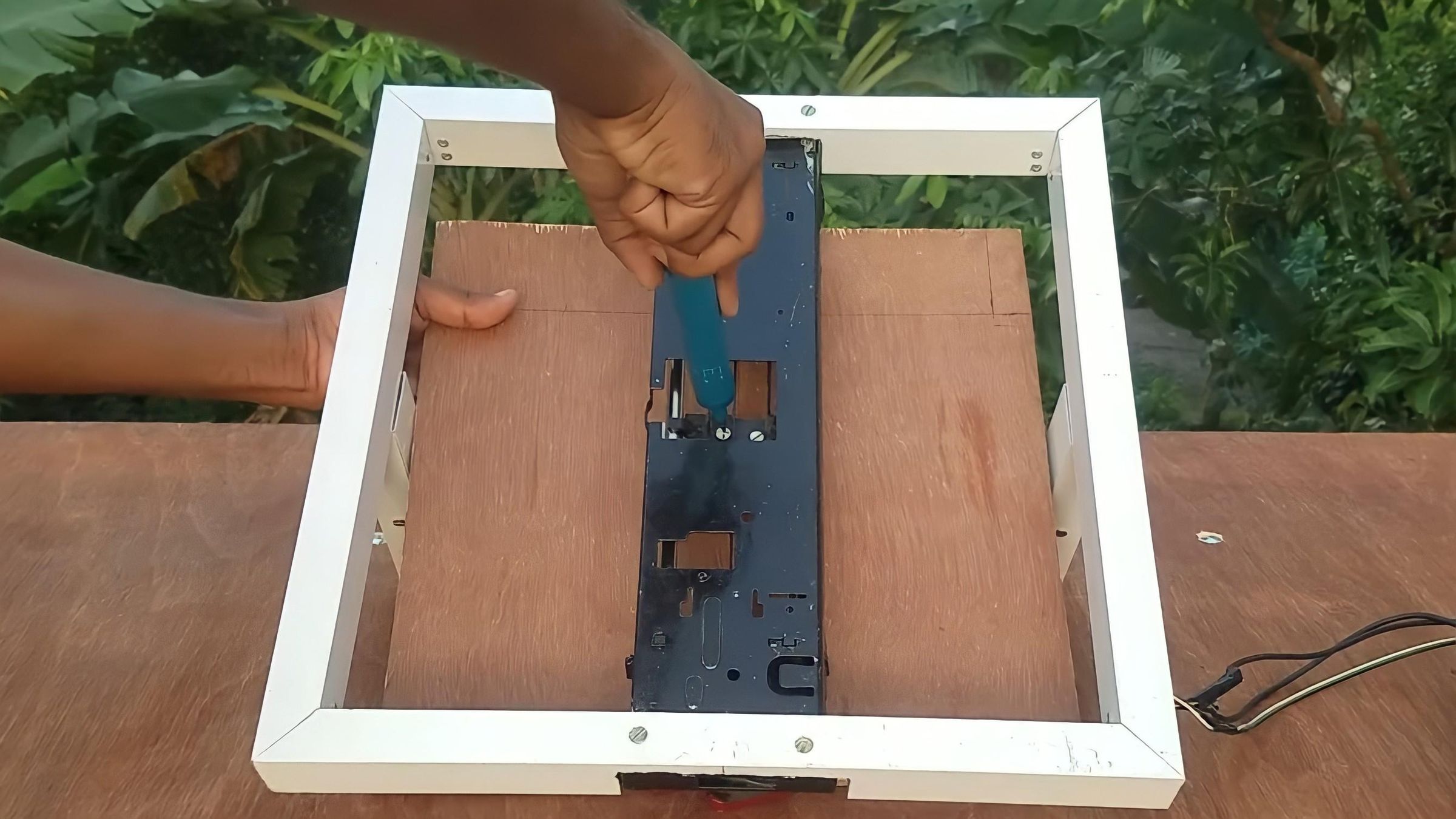 Simplest CNC Plotter Making : 19 Steps (with Pictures) - Instructables
