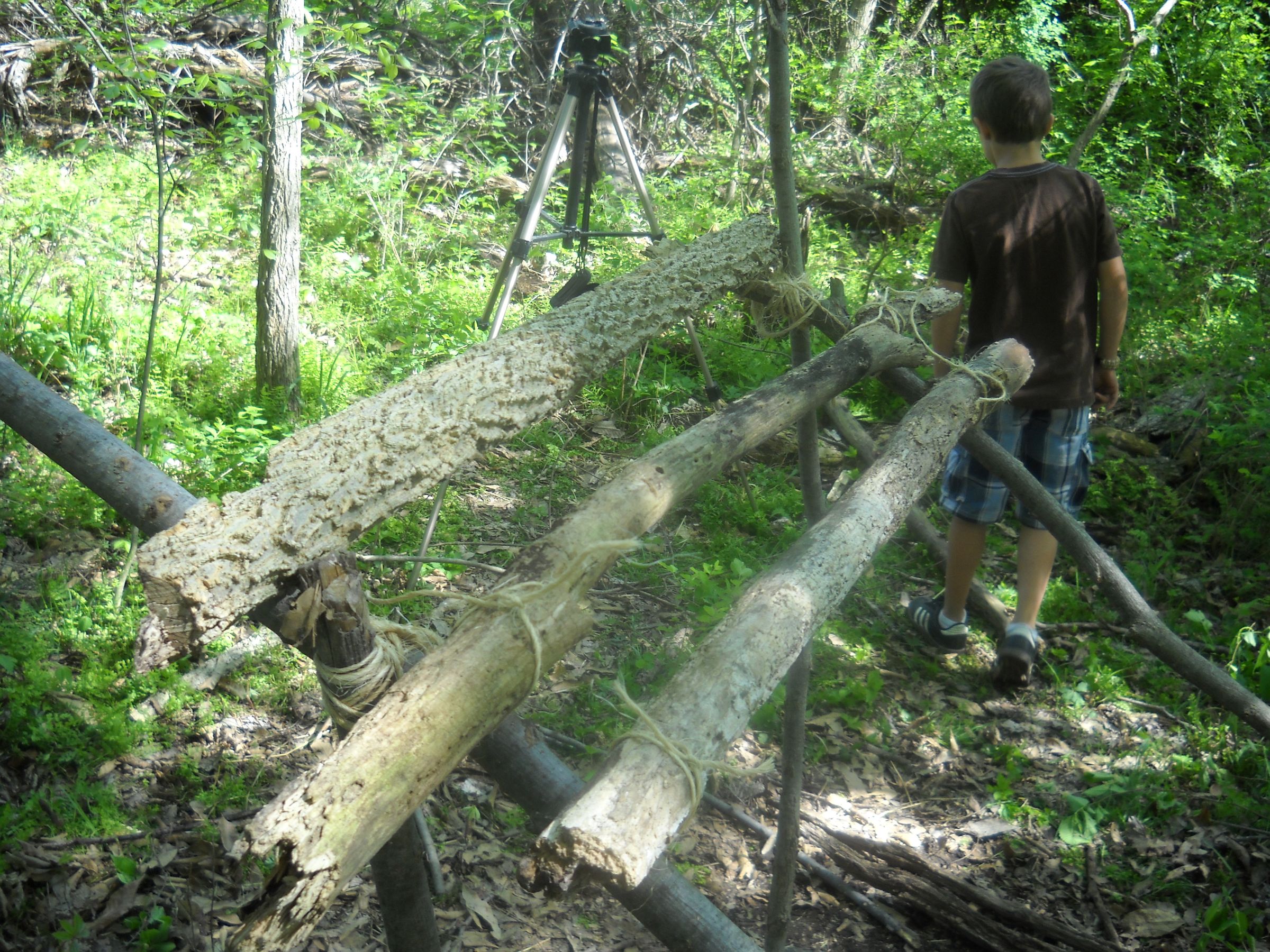 Extreme Wilderness Bunker! : 11 Steps (with Pictures) - Instructables