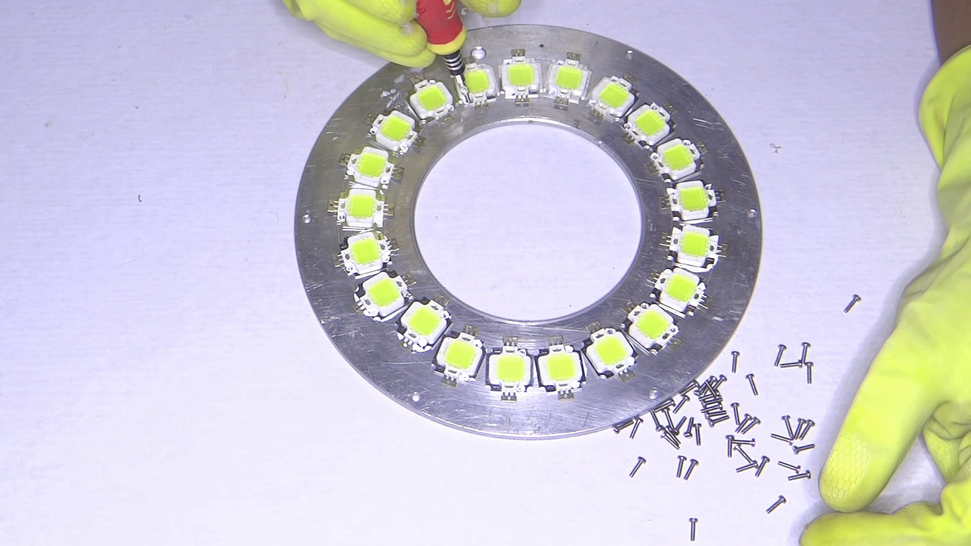 DIY Ringlight : 14 Steps - Instructables