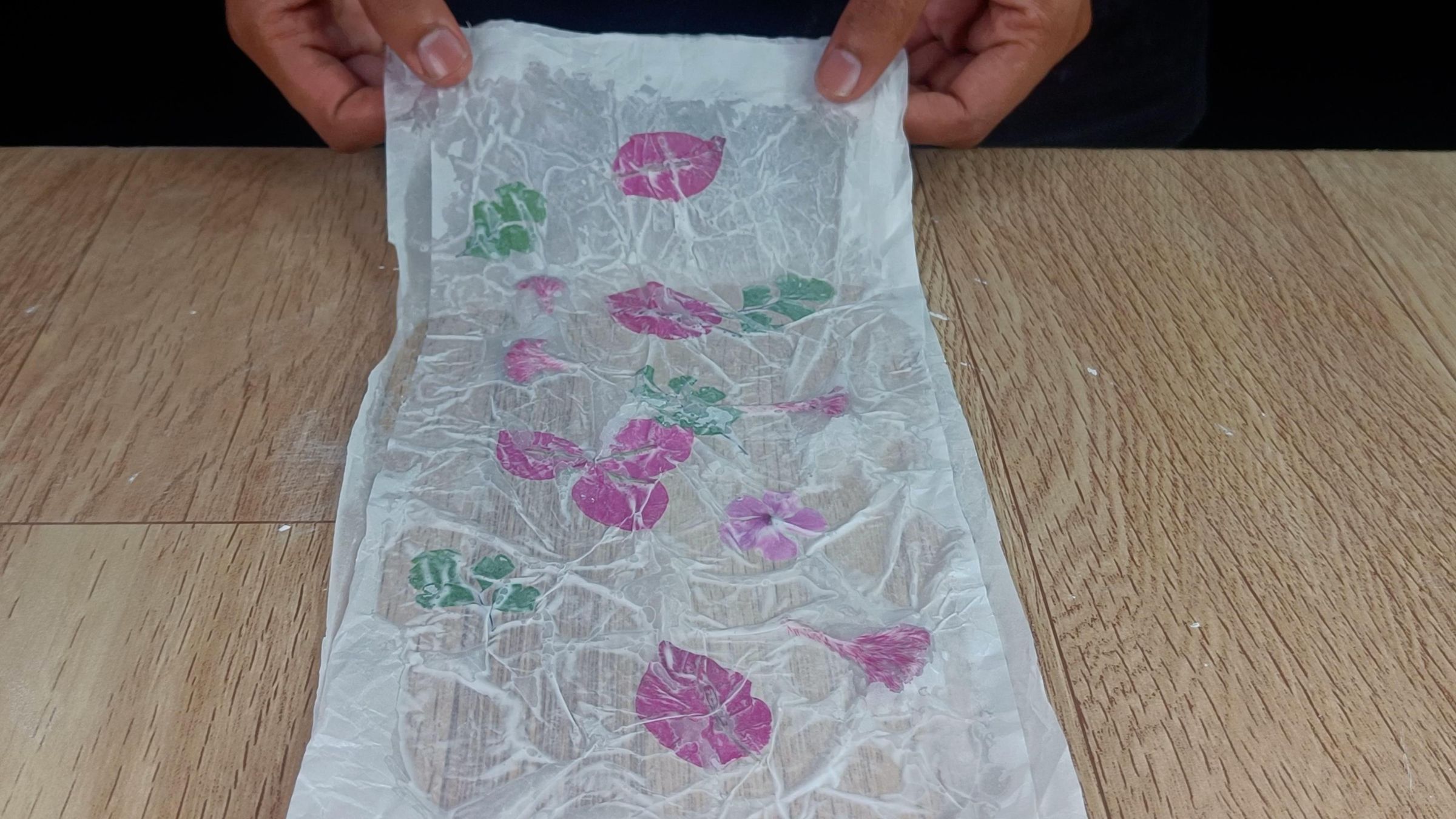 Craft Your Own DIY Pressed Lampshade Inspired by Leaves and Flowers ...