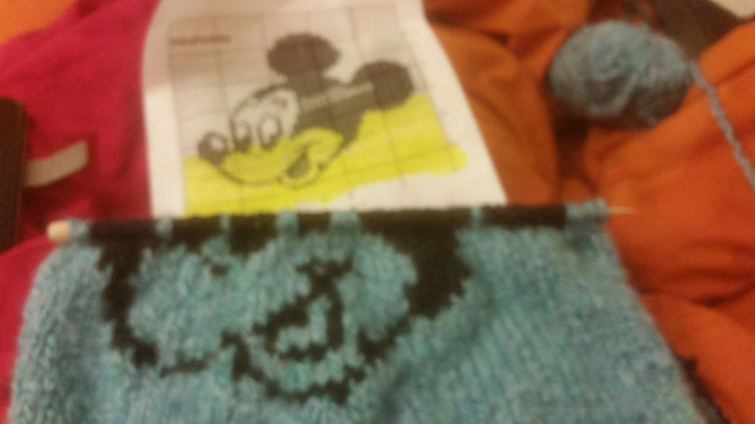 Mickey Mouse Sweater : 4 Steps (with Pictures) - Instructables