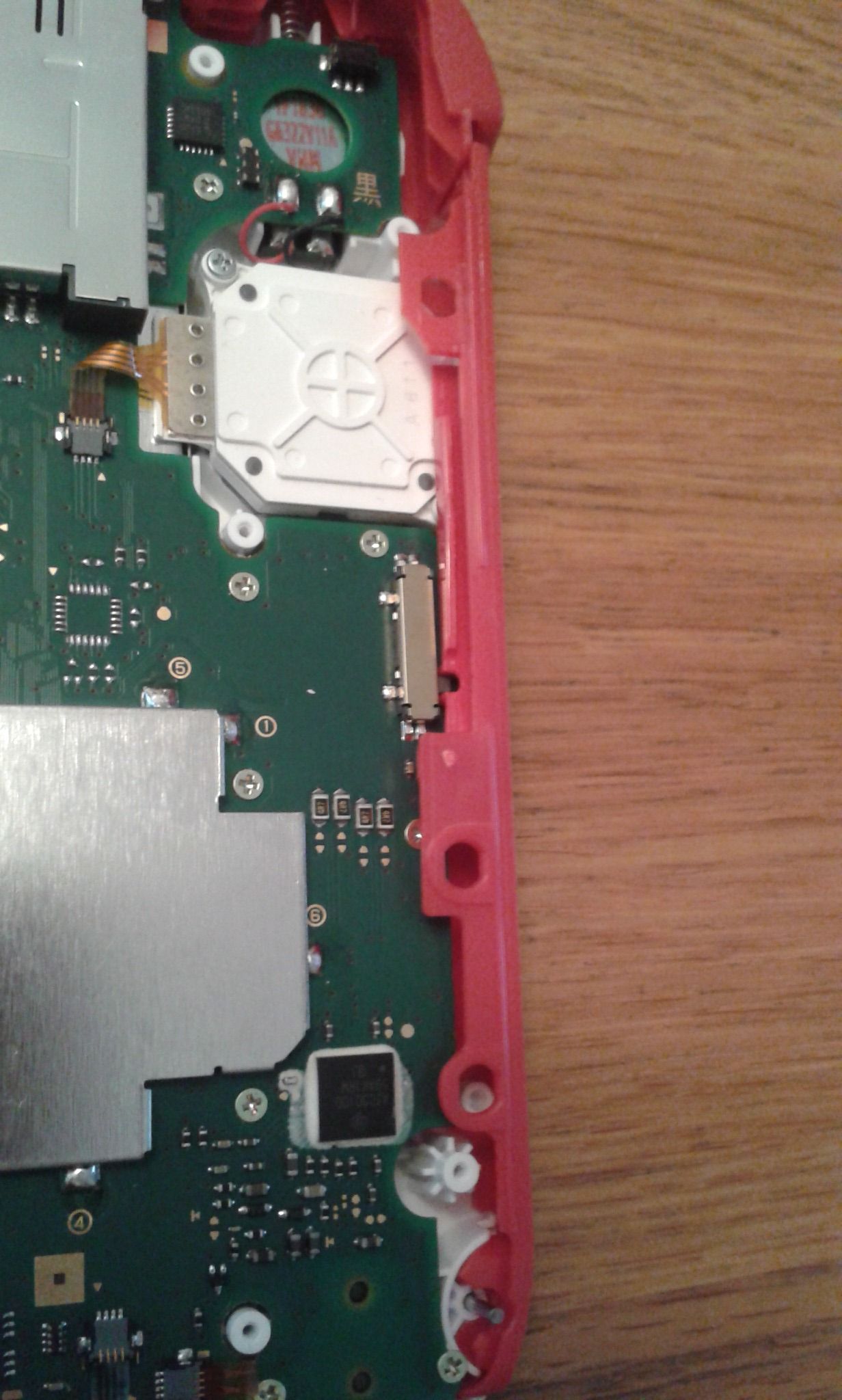 2DS Screen Repair : 11 Steps (with Pictures) - Instructables