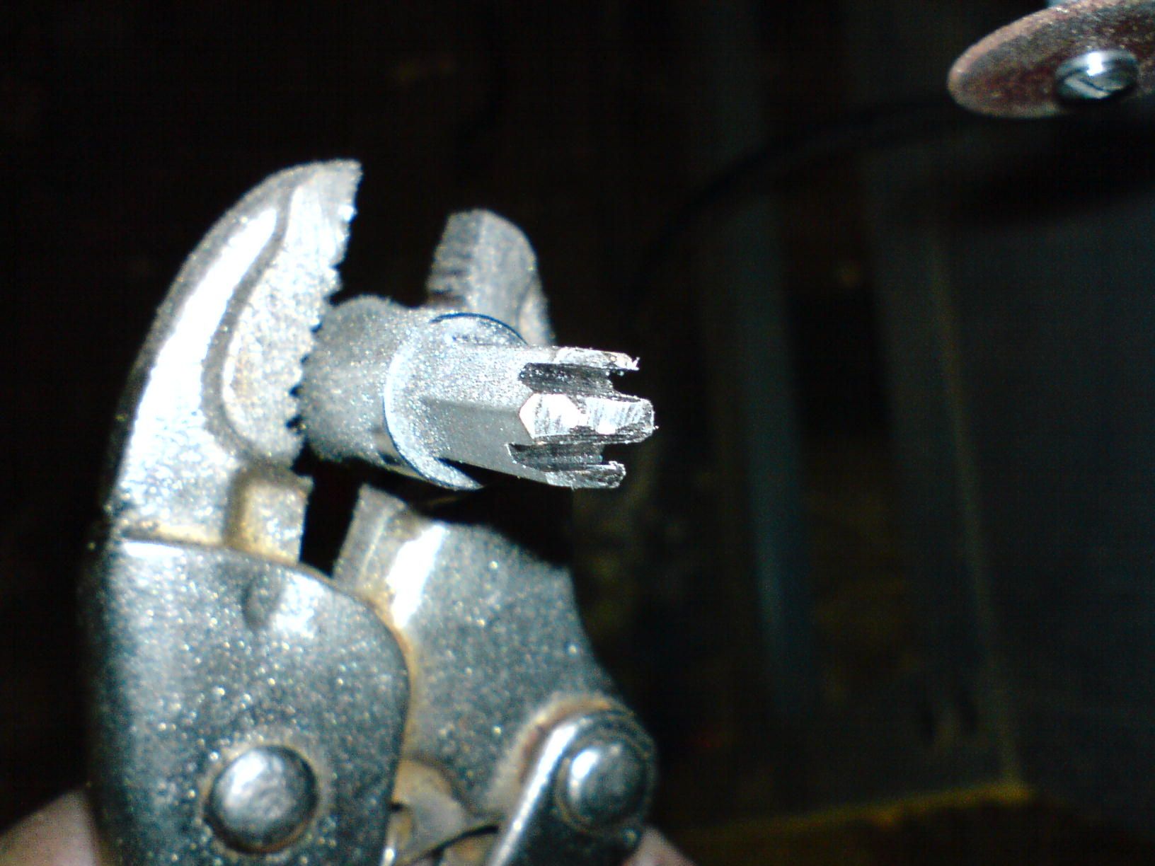 Leatherman Charge 1/4" Bit Adapter/extension : 3 Steps - Instructables