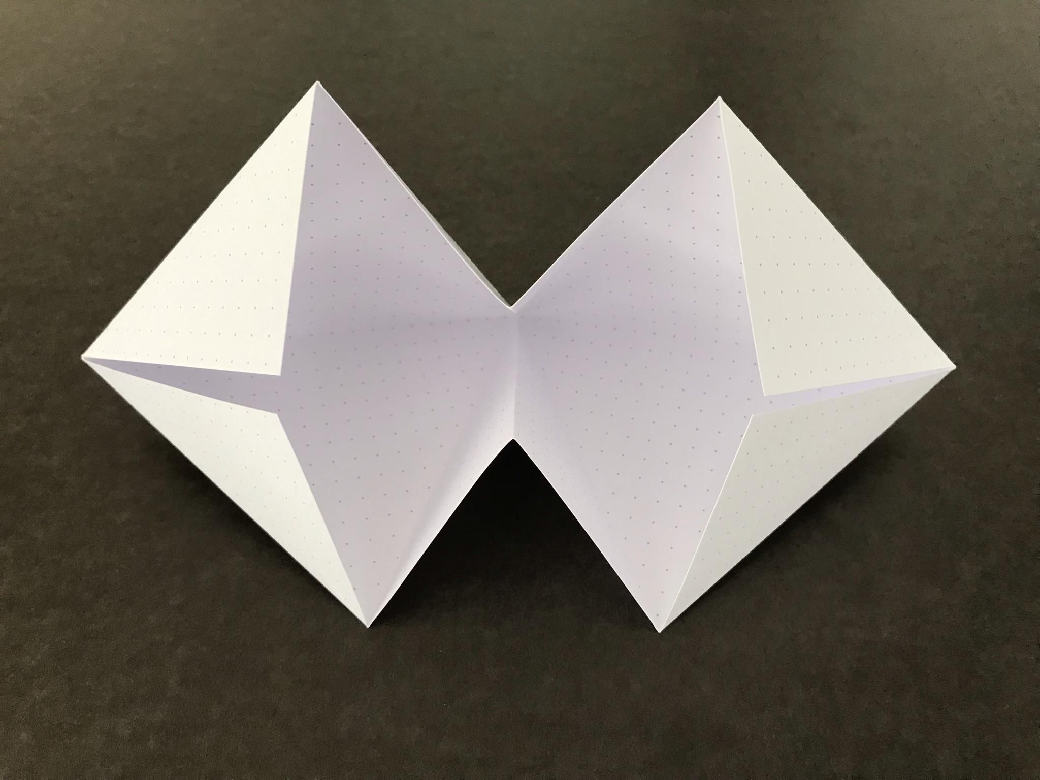 The DIN A5 Rhombic Pyramid : 4 Steps (with Pictures) - Instructables