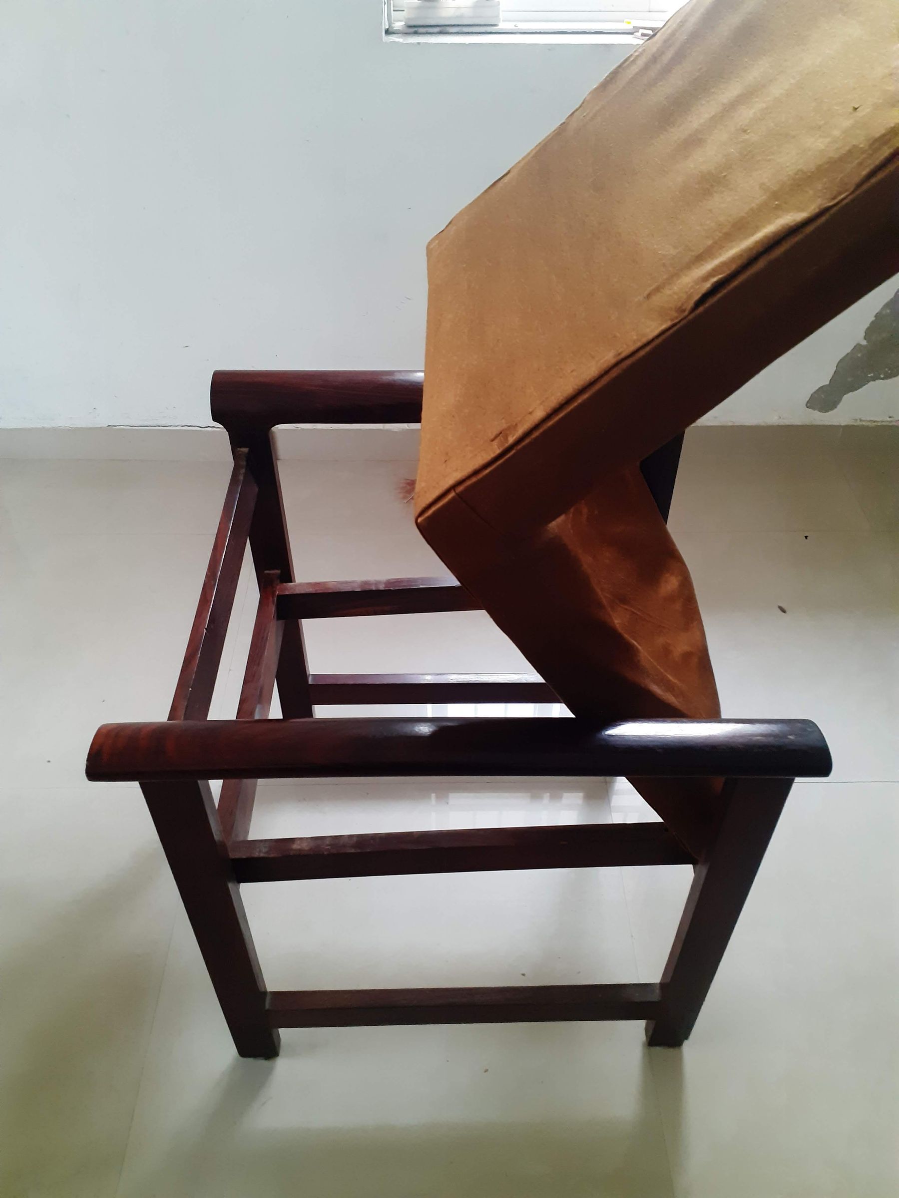 Hidden Chair Compartment : 4 Steps (with Pictures) - Instructables