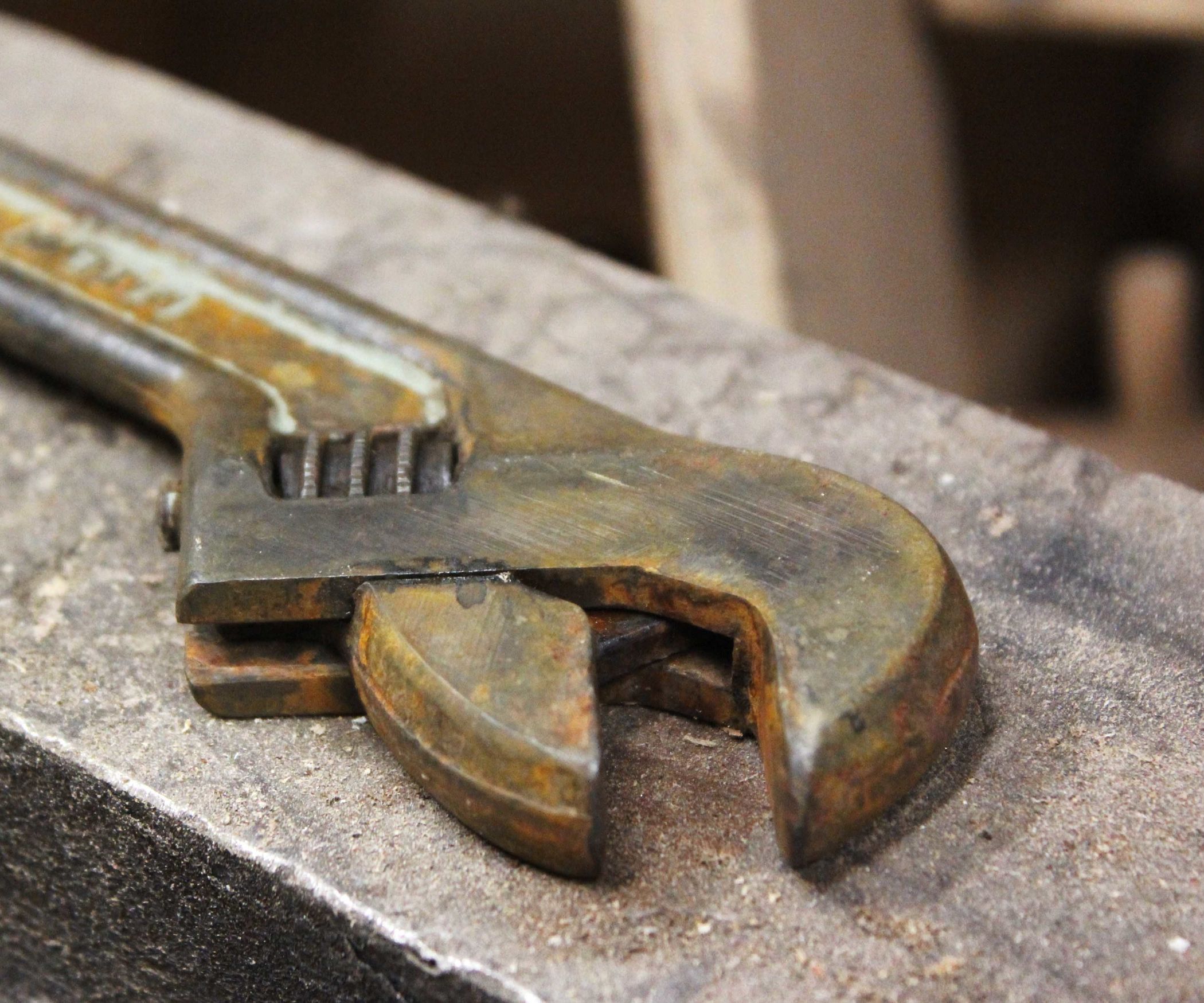 Restoring an Old Wrench : 4 Steps (with Pictures) - Instructables