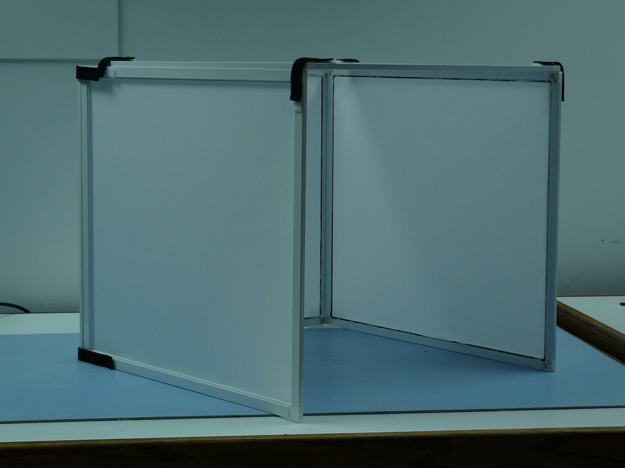 A $20/20min Commercial Quality Folding Light Box / Light Tent : 7 Steps ...