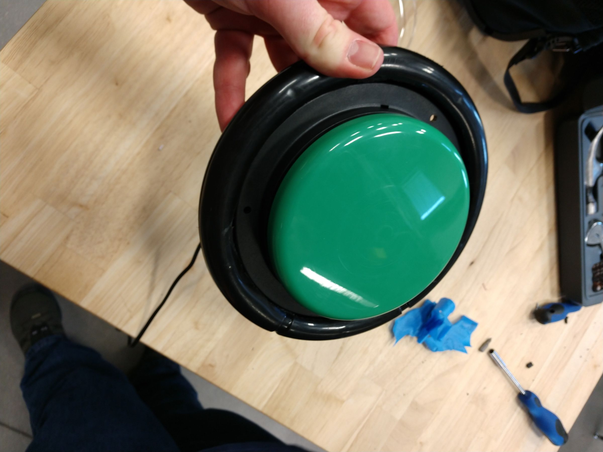 WSU GoBabyGo Modification - Ride on 12V Jeep With Big Mac Switch : 32 ...