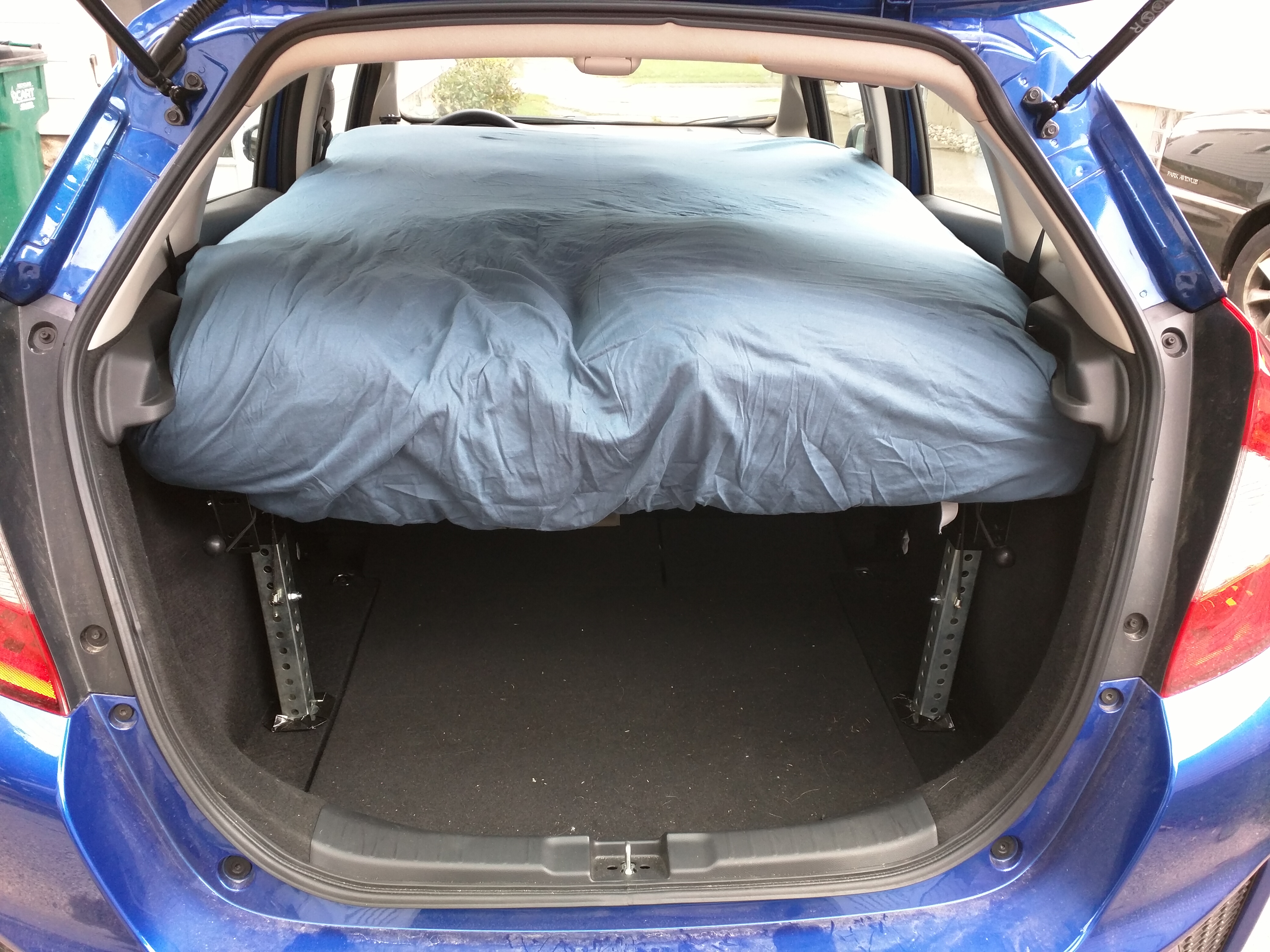 Car Camping in a Compact Car : 7 Steps (with Pictures) - Instructables
