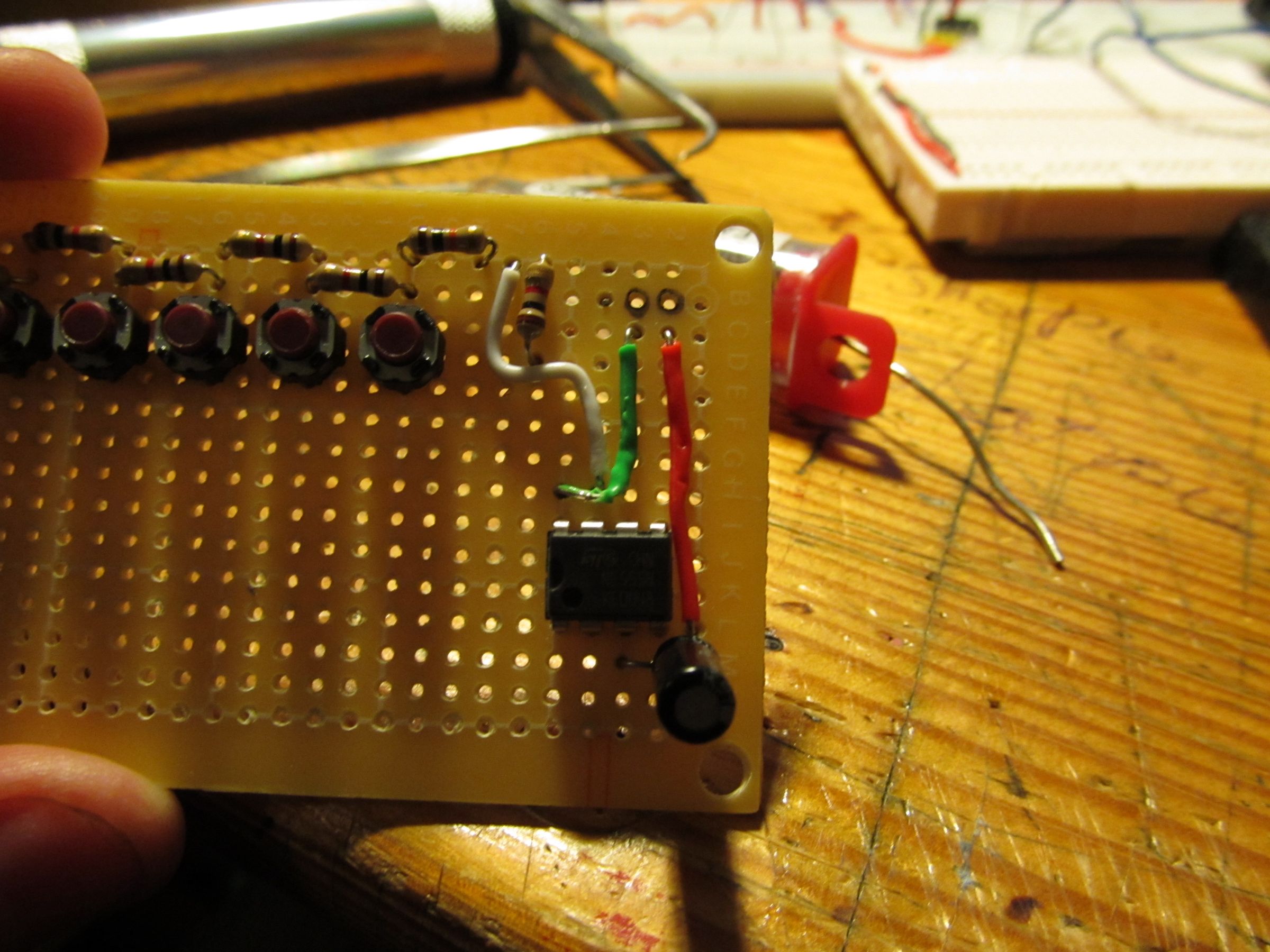 How to Make an Electronic Piano With a 555 IC : 16 Steps - Instructables