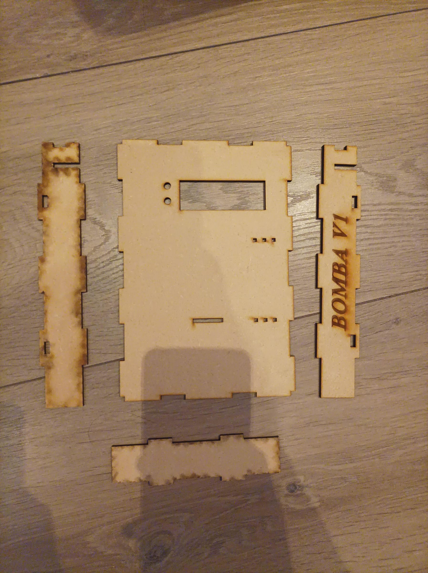 Somewhat Interactive Time Bomb : 4 Steps - Instructables