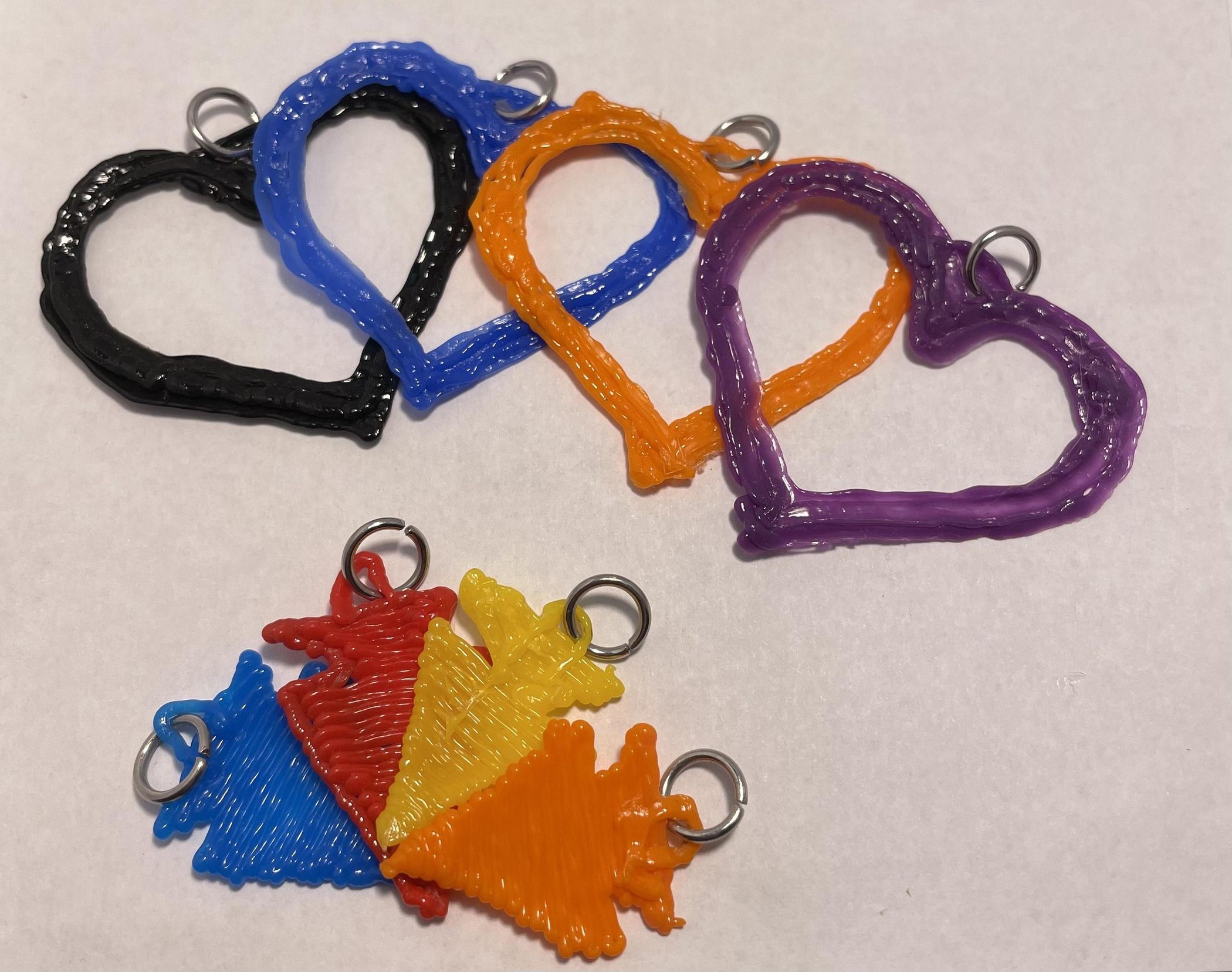 Cool 3D Pen Jewelry! : 5 Steps - Instructables