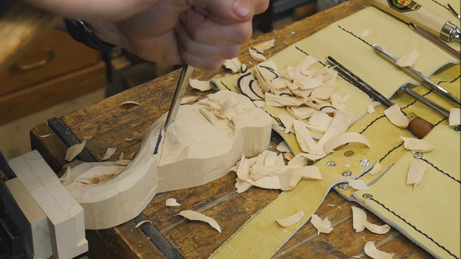 How to Learn Small Sculptural Carving : 8 Steps (with Pictures ...