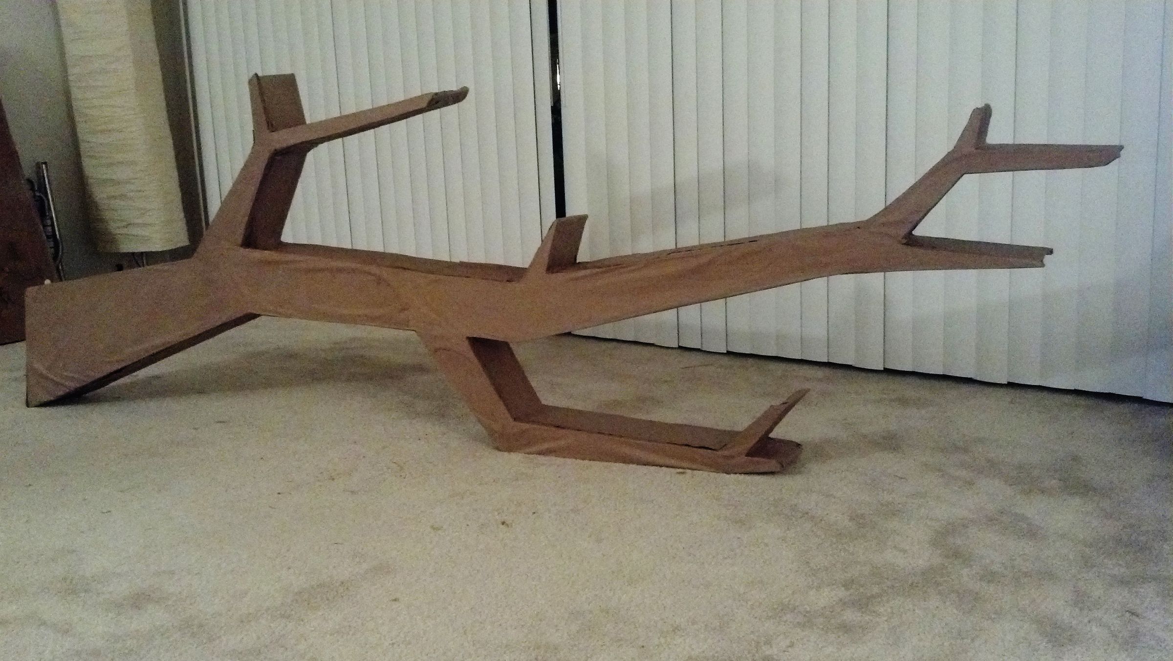 Tree Branch Bookshelf : 4 Steps (with Pictures) - Instructables