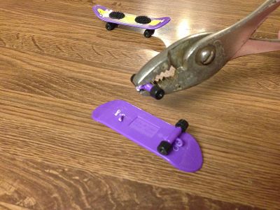 DIY Snowboard Fingerboard : 8 Steps (with Pictures) - Instructables