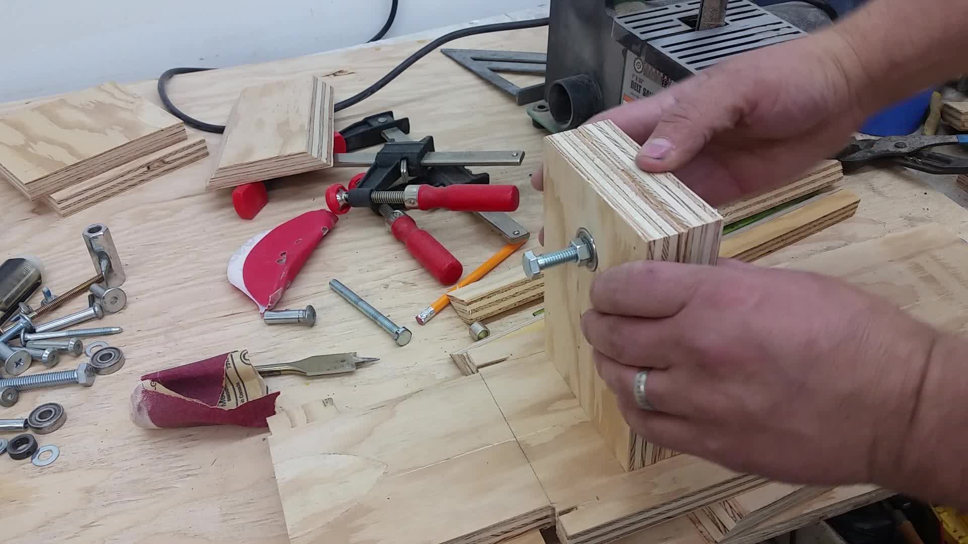 DIY Pen/Mini Lathe : 11 Steps (with Pictures) - Instructables