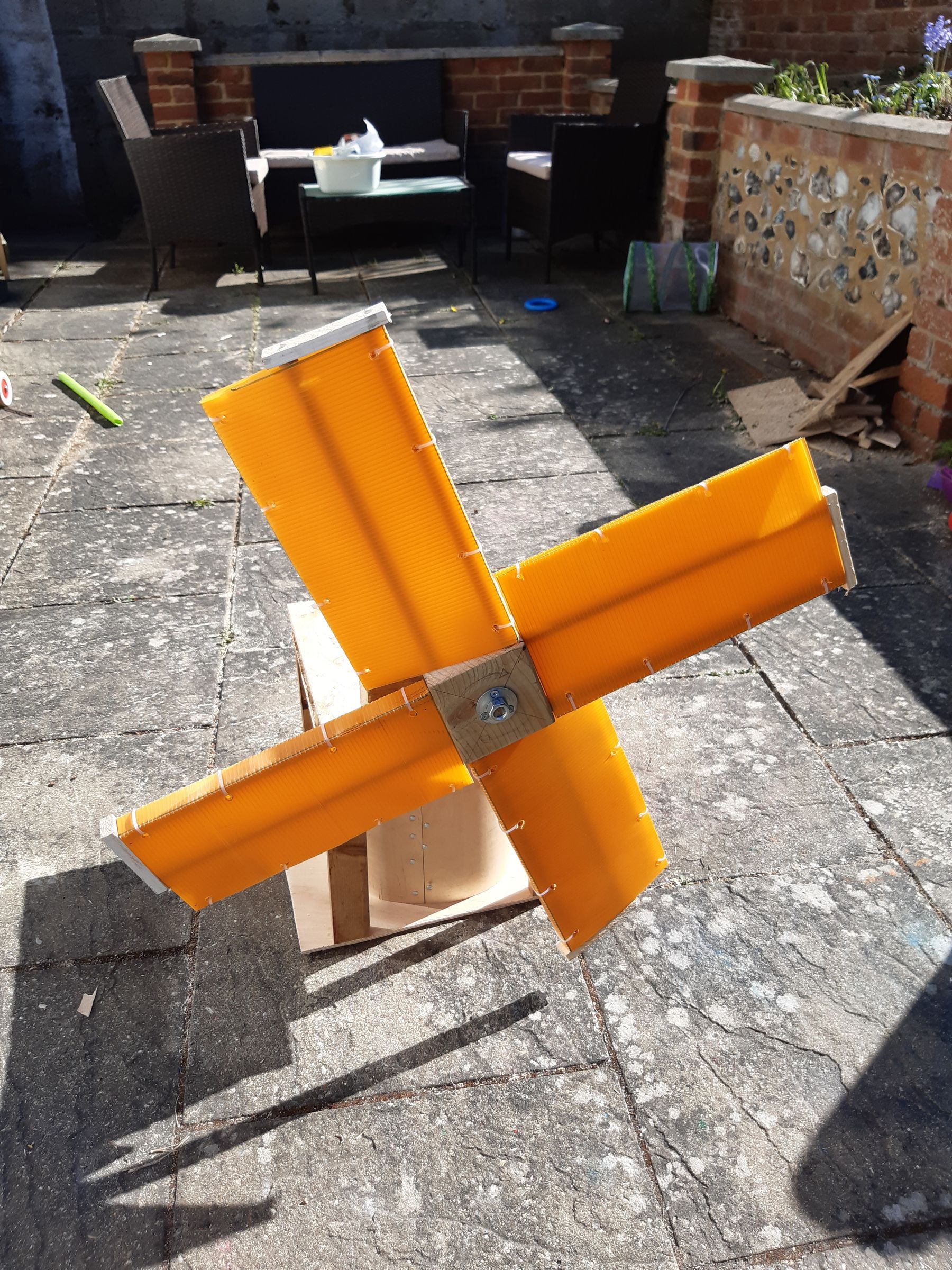 Windmill / Electric Generator : 6 Steps (with Pictures) - Instructables