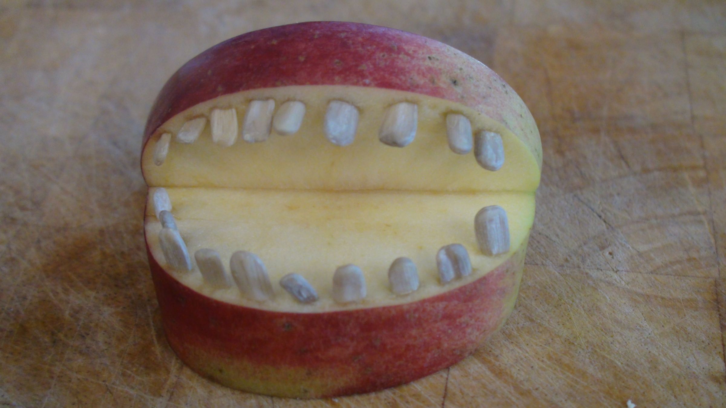 Scary Halloween Apple Mouths : 4 Steps (with Pictures) - Instructables