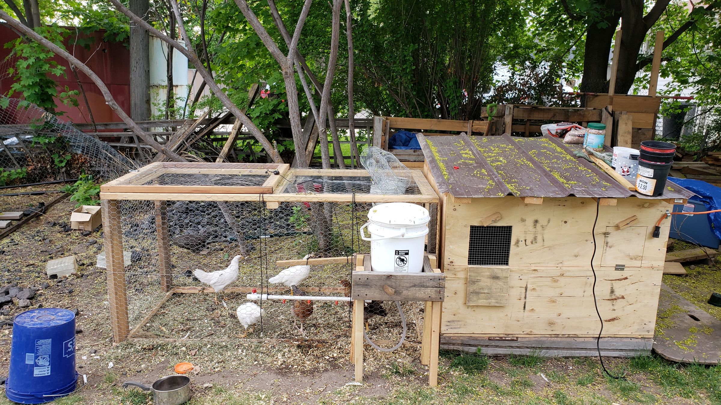 Chicken Water Tower : 3 Steps - Instructables