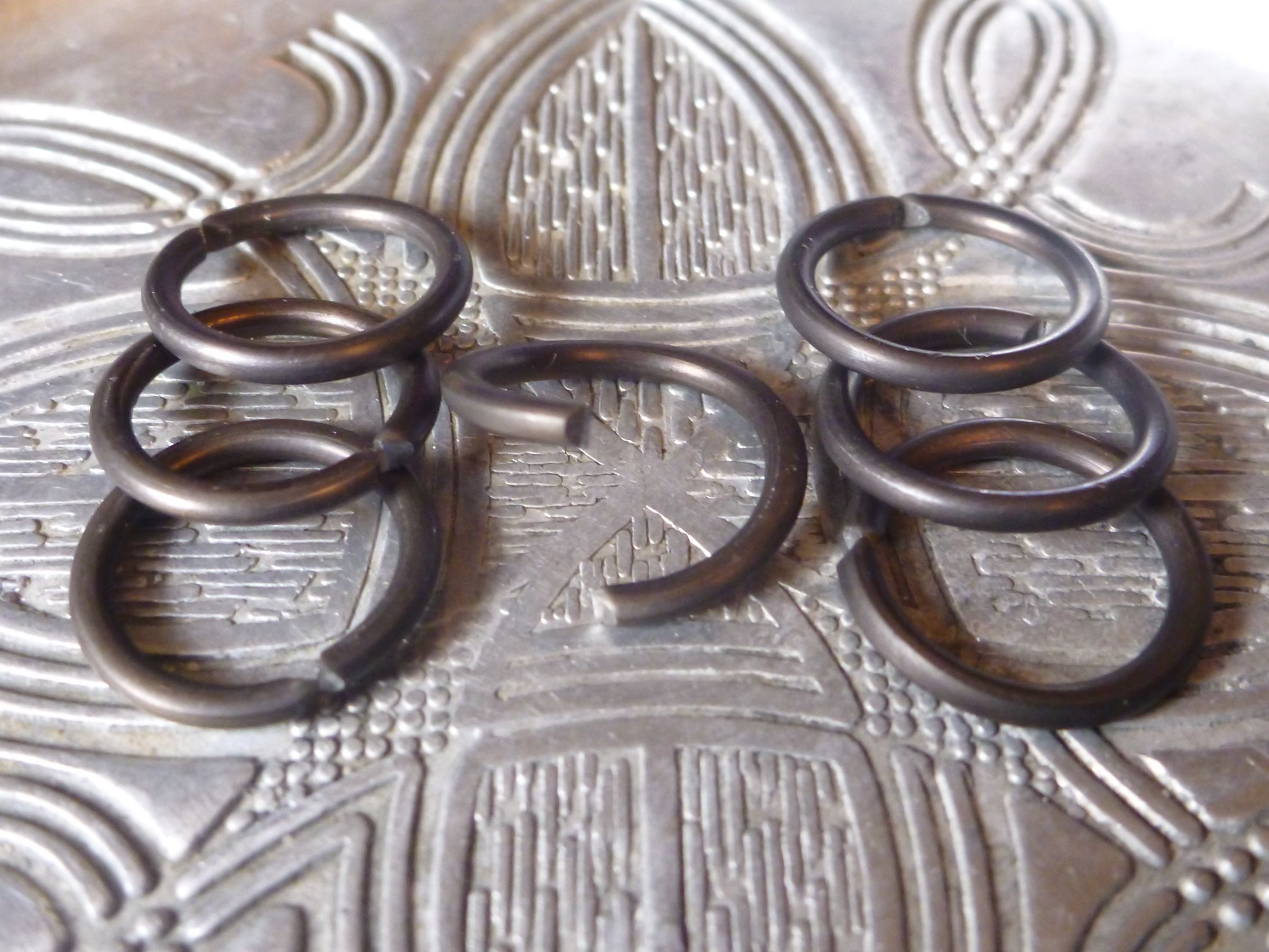 EUROPEAN 6-IN-1 CHAIN MAIL BEGINNER'S GUIDE : 8 Steps (with Pictures ...
