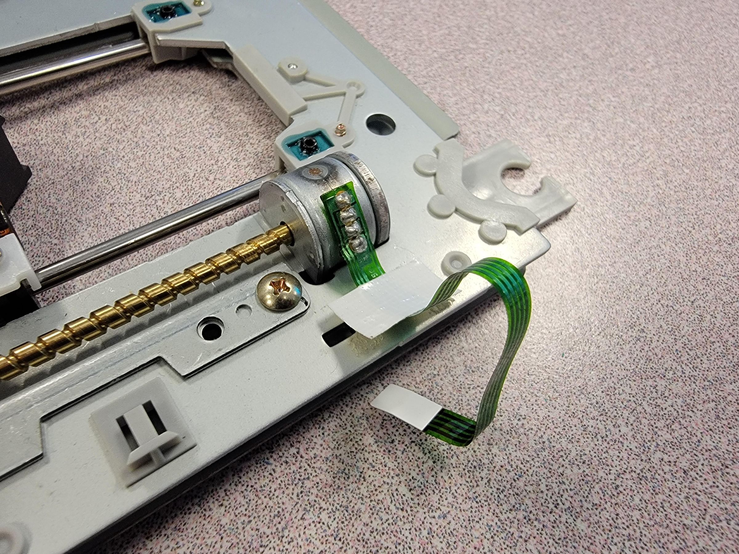 Laser Engraver Made With Repurposed CD/DVD Computer Drives : 10 Steps ...