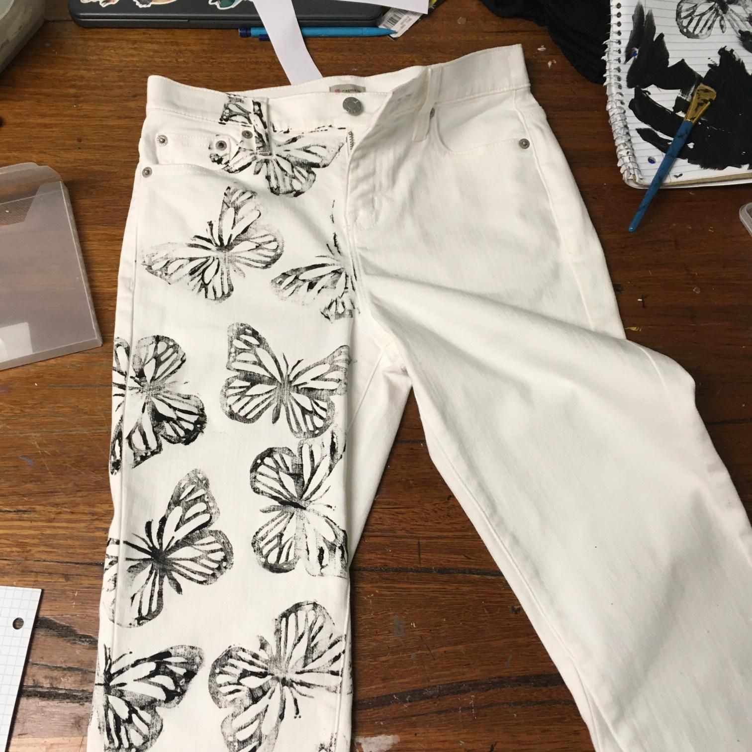Aesthetic Stamped Jeans : 7 Steps (with Pictures) - Instructables