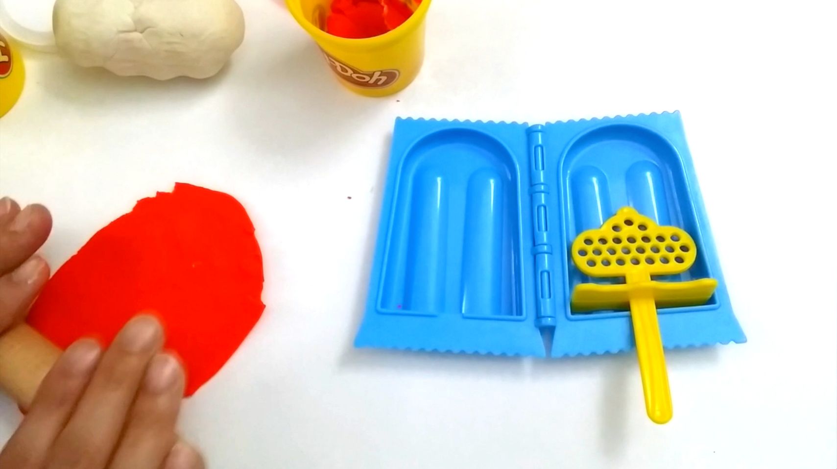 How to Make a Melting Popsicle With Two Play-Doh Colors : 10 Steps ...