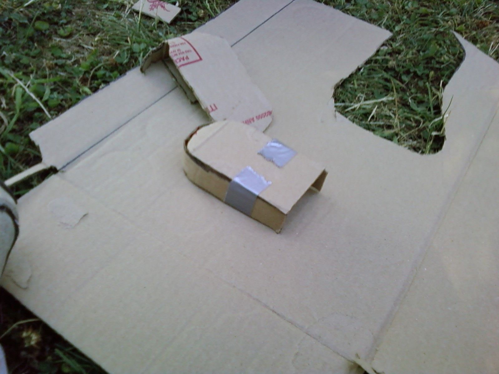 Cardboard Cell Phone Case. : 9 Steps - Instructables