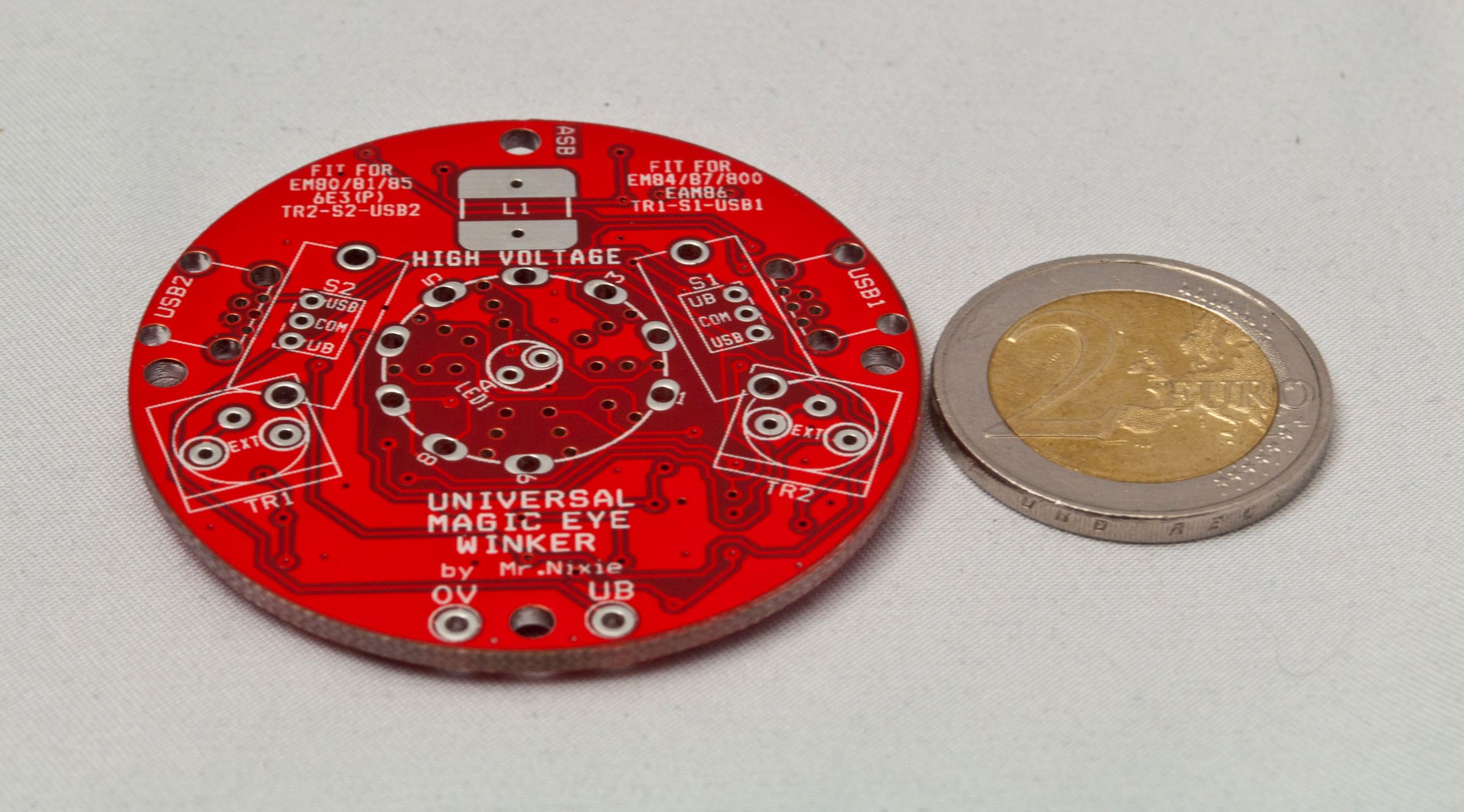 Steampunked Magic Eye Winker Powered by Batteries and USB-connected ...