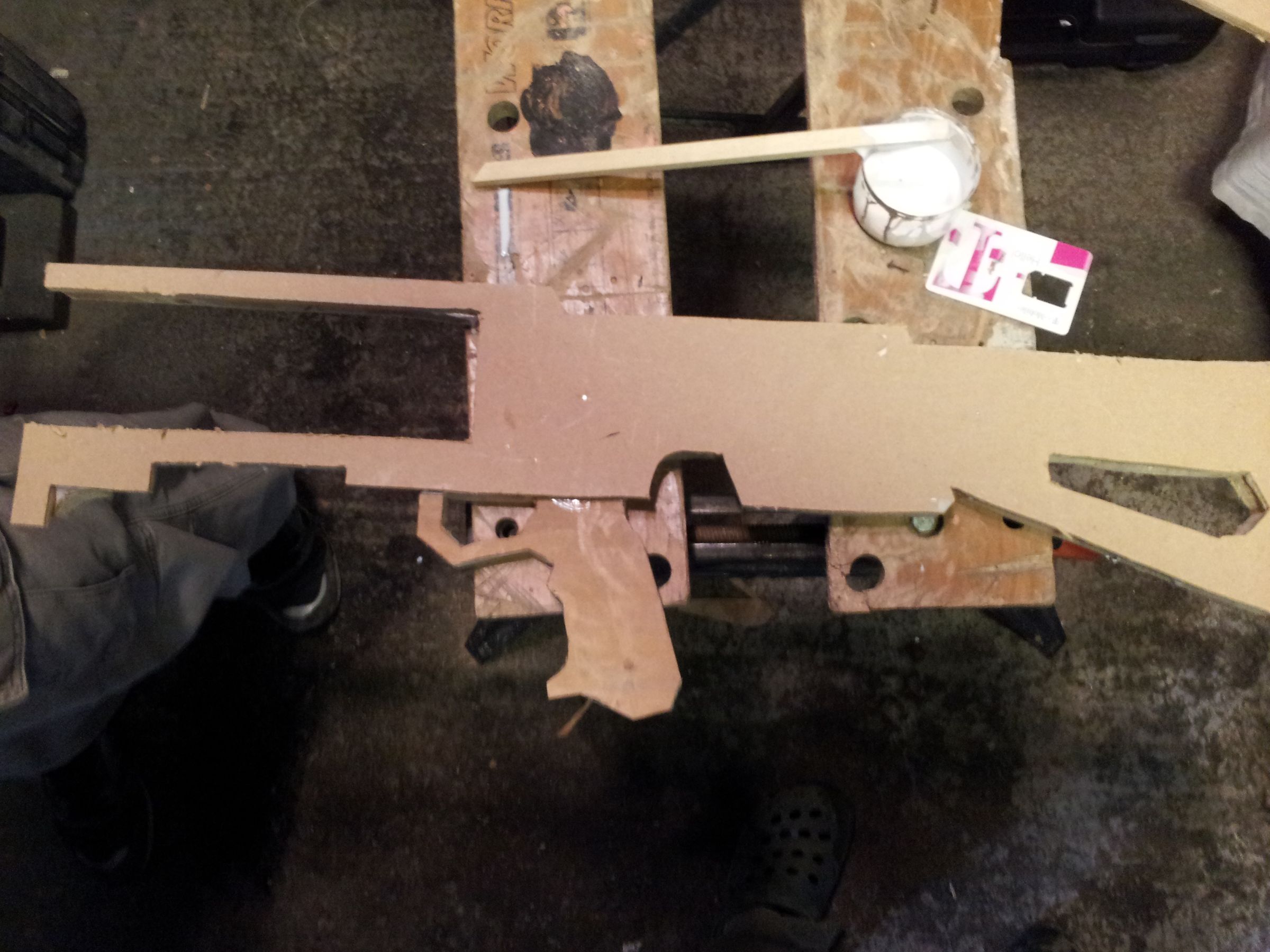 Borderlands Concept Assault Rifle Prop Replica : 14 Steps (with ...