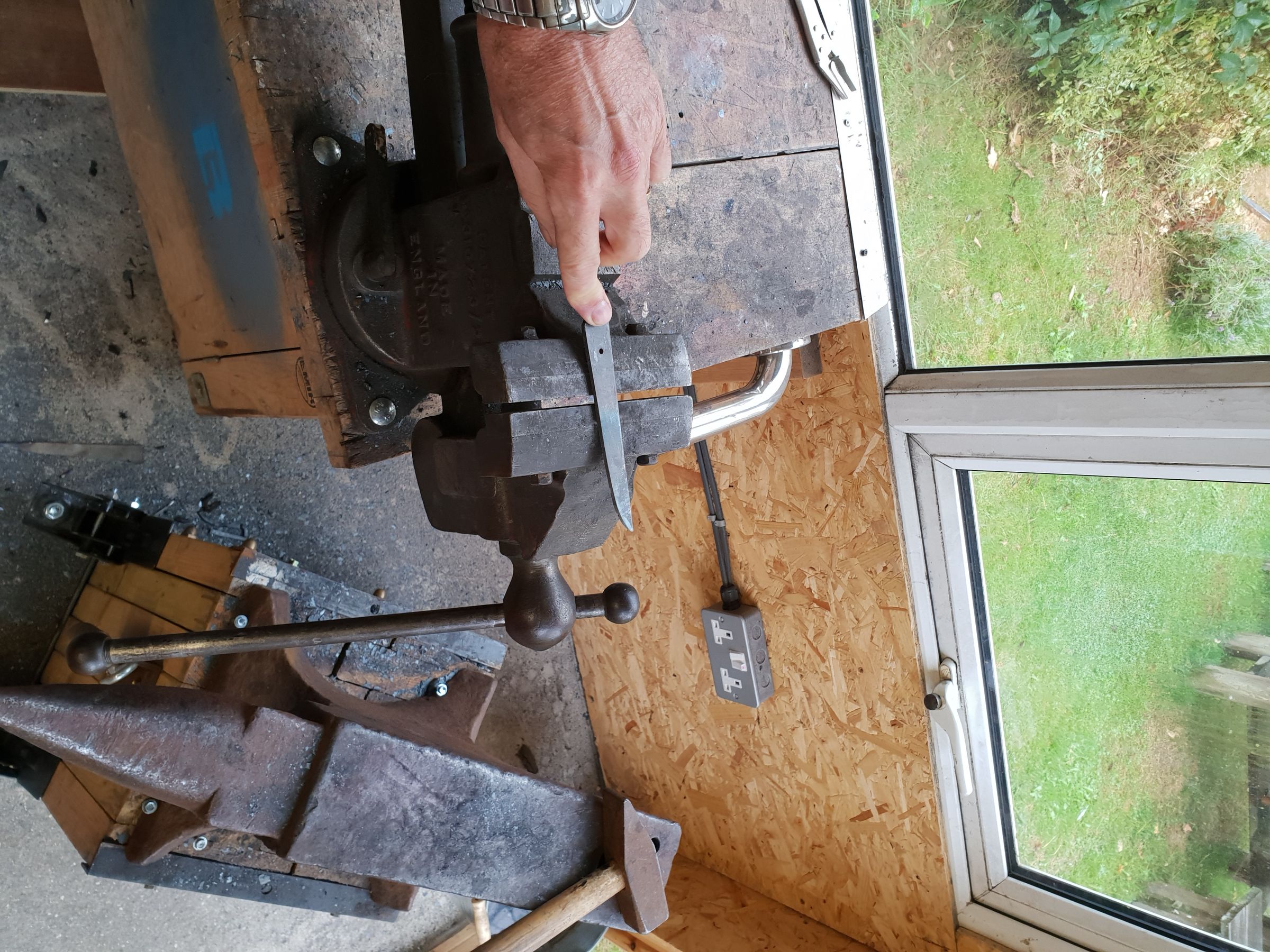 How to Make a Pair of Scissors : 15 Steps (with Pictures) - Instructables