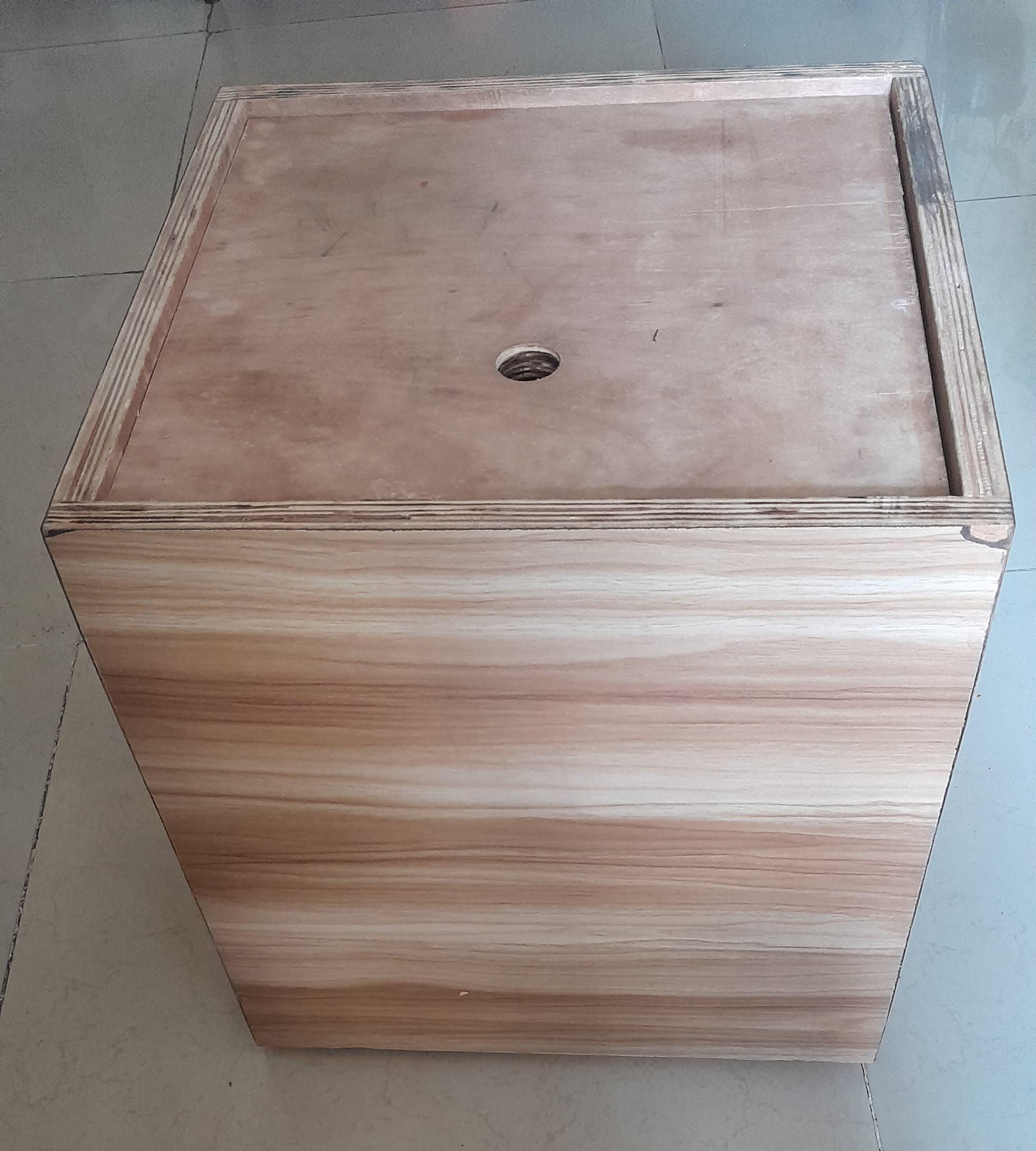 Coffee Table With Stools : 4 Steps - Instructables