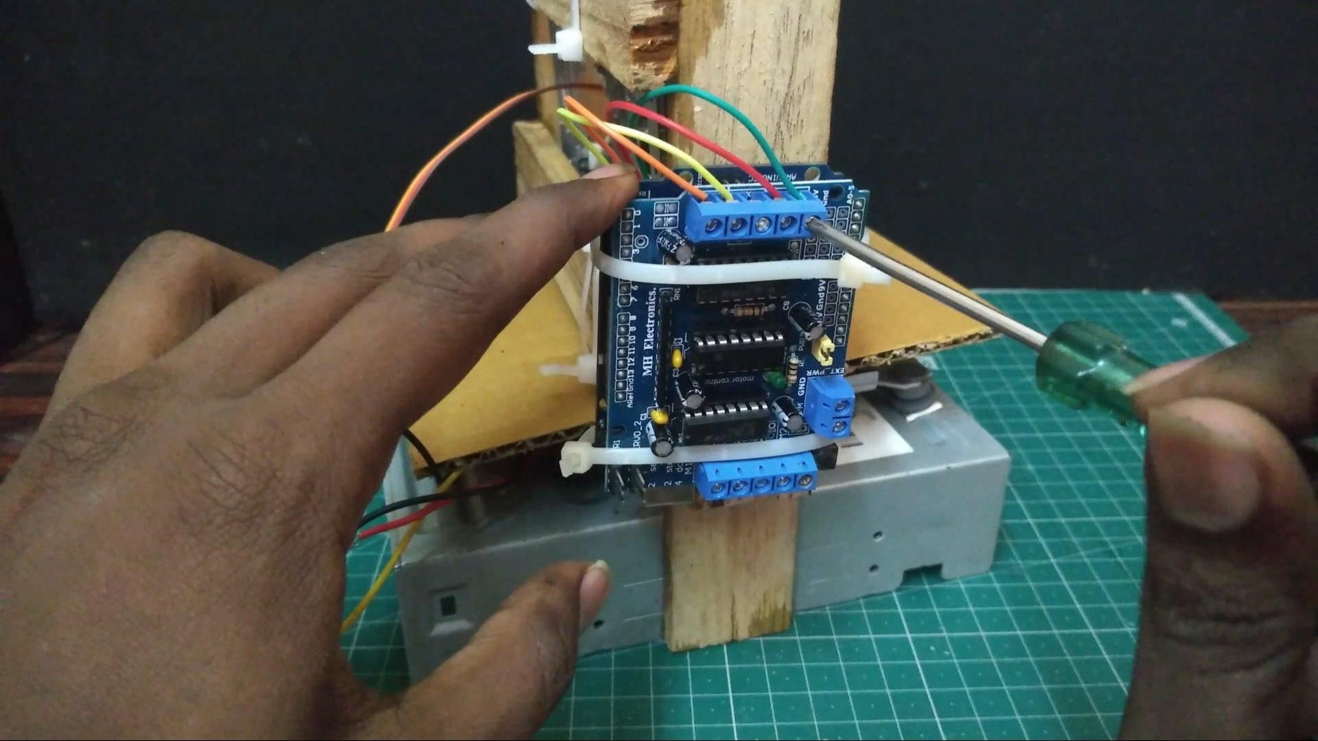 CNC Writing Machine : 16 Steps - Instructables