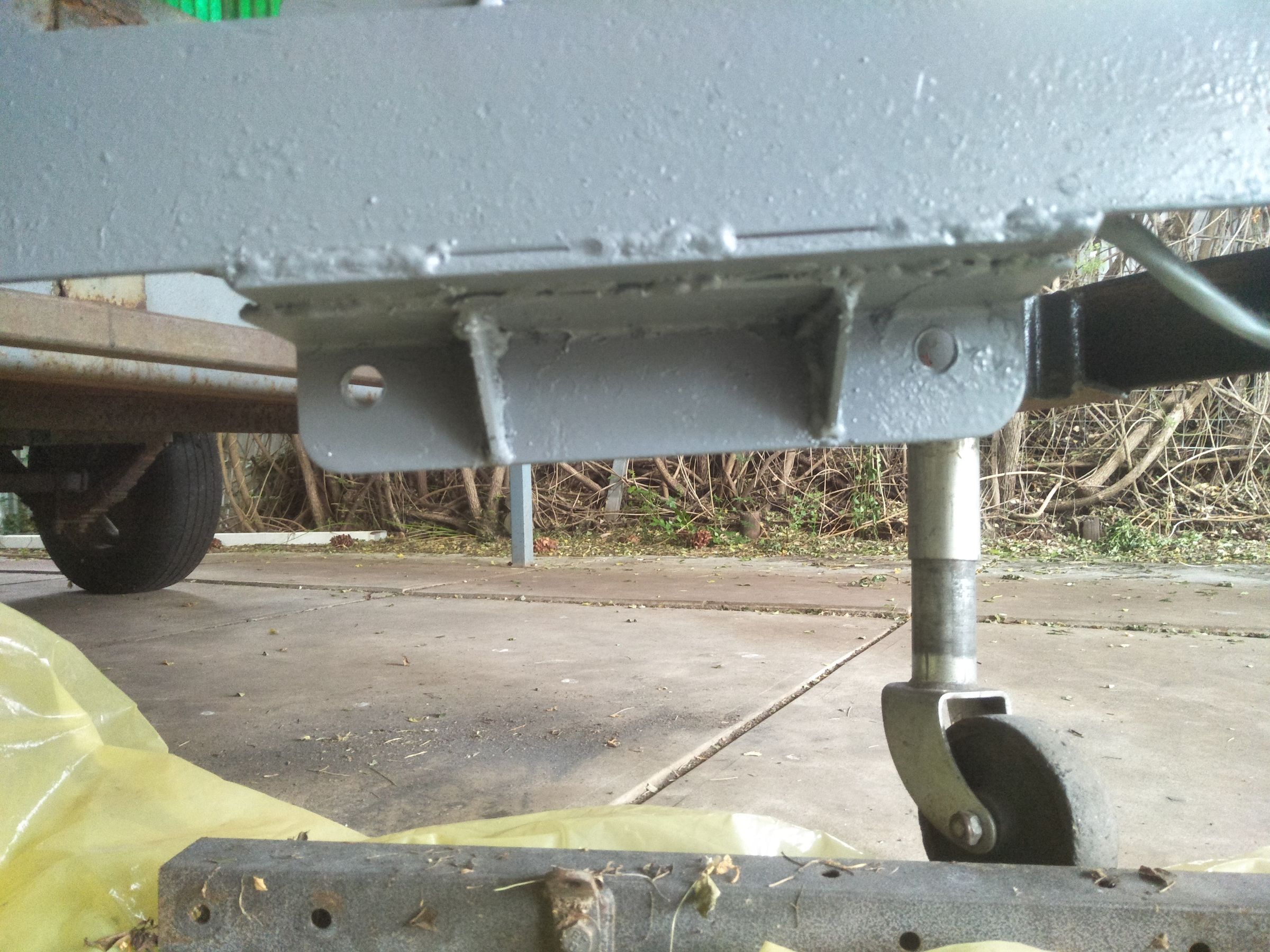 Trailer Swing-away Jockey Wheel Mounting Bracket. : 8 Steps (with ...