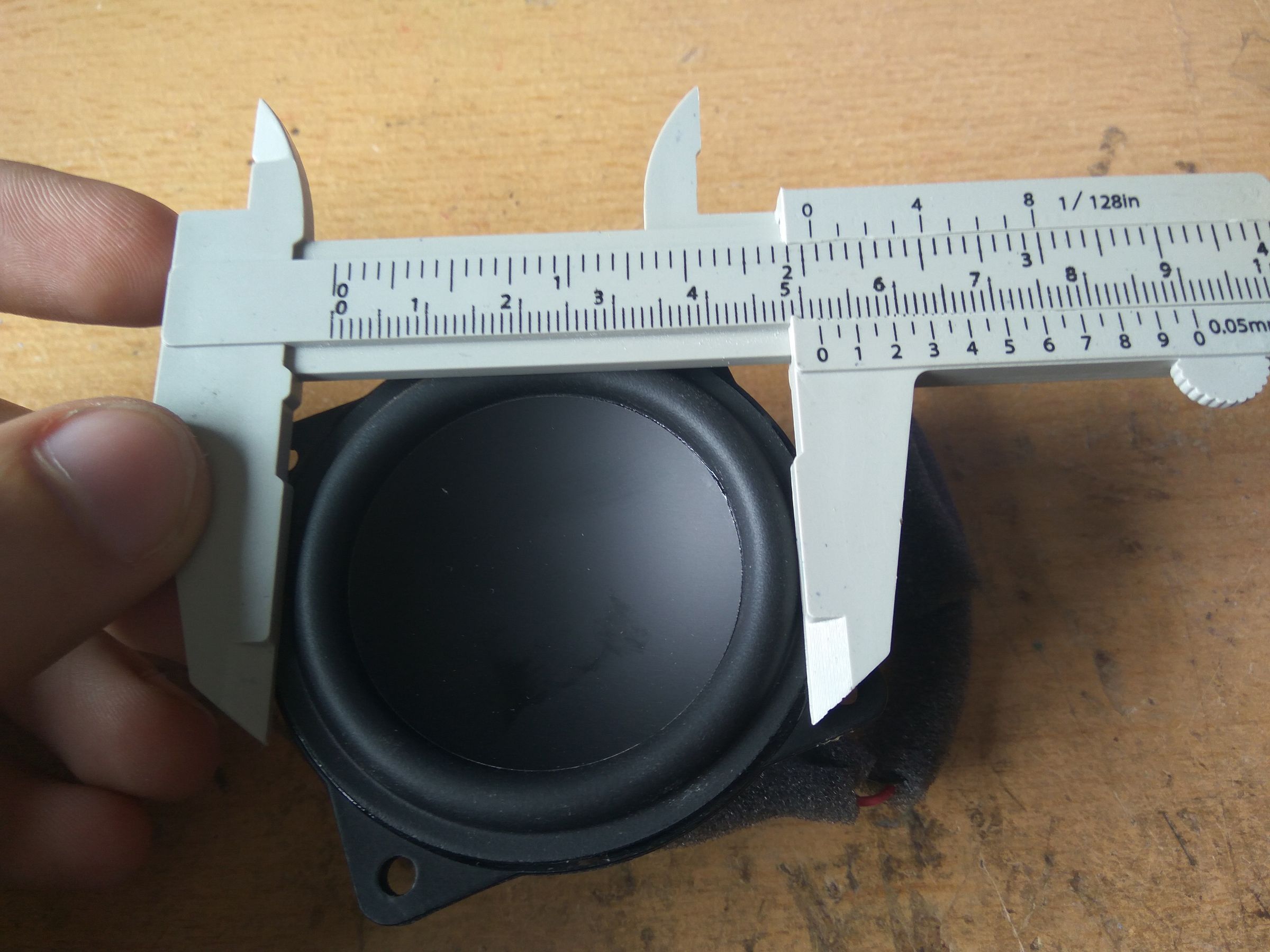 Custom-made Portable Speaker : 25 Steps (with Pictures) - Instructables