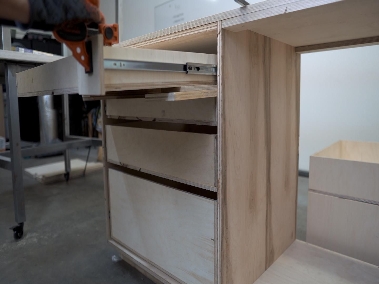 DIY Workbench With Drawers : 14 Steps (with Pictures) - Instructables