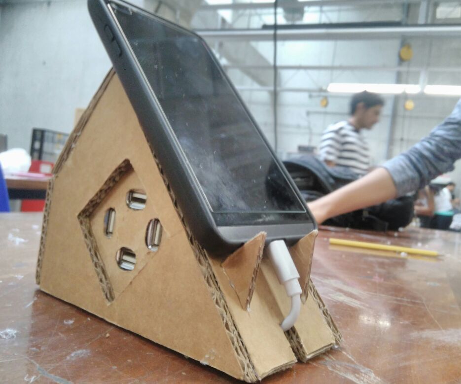 Smartphone Dock With USB and HDMI : 6 Steps - Instructables