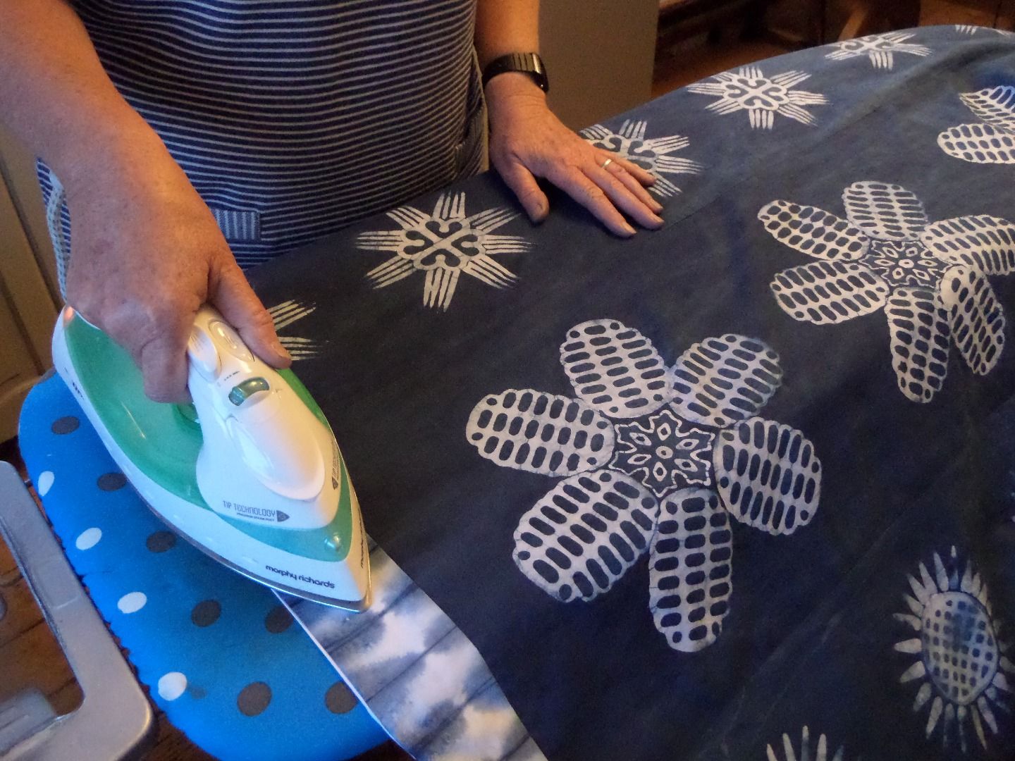 Batik "Potato Masher" Duvet Cover : 14 Steps (with Pictures ...