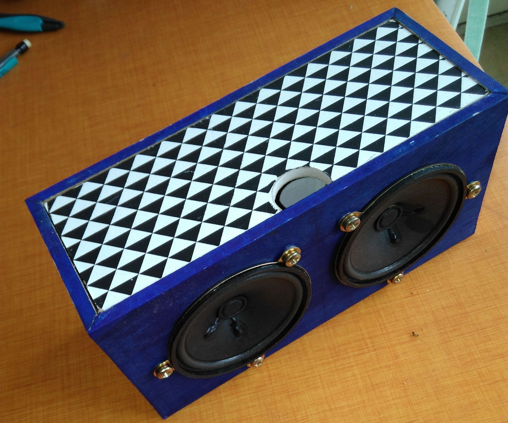 BlueBreizh Bluetooth Boombox - Instructables