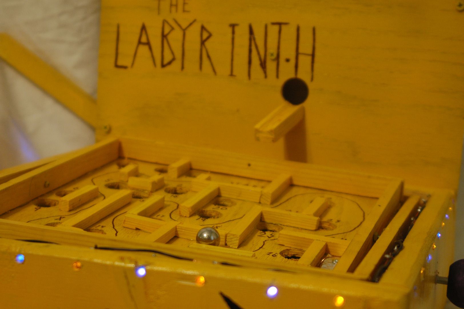 Electric Labyrinth: a DIY Arcade Game : 31 Steps (with Pictures ...