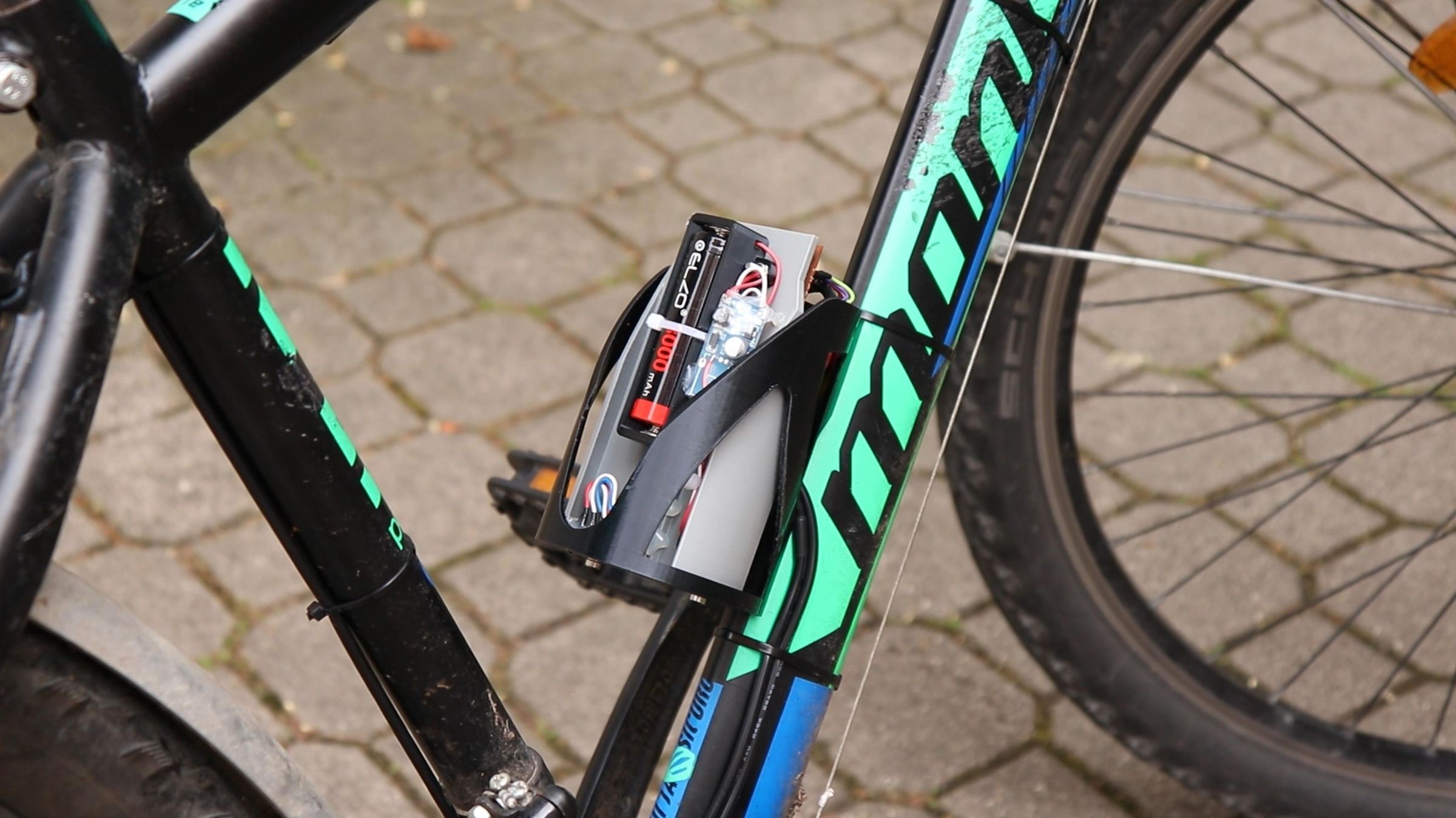 This Project Reduces Bike Crashes! DIY Arduino Bike Headlights With ...