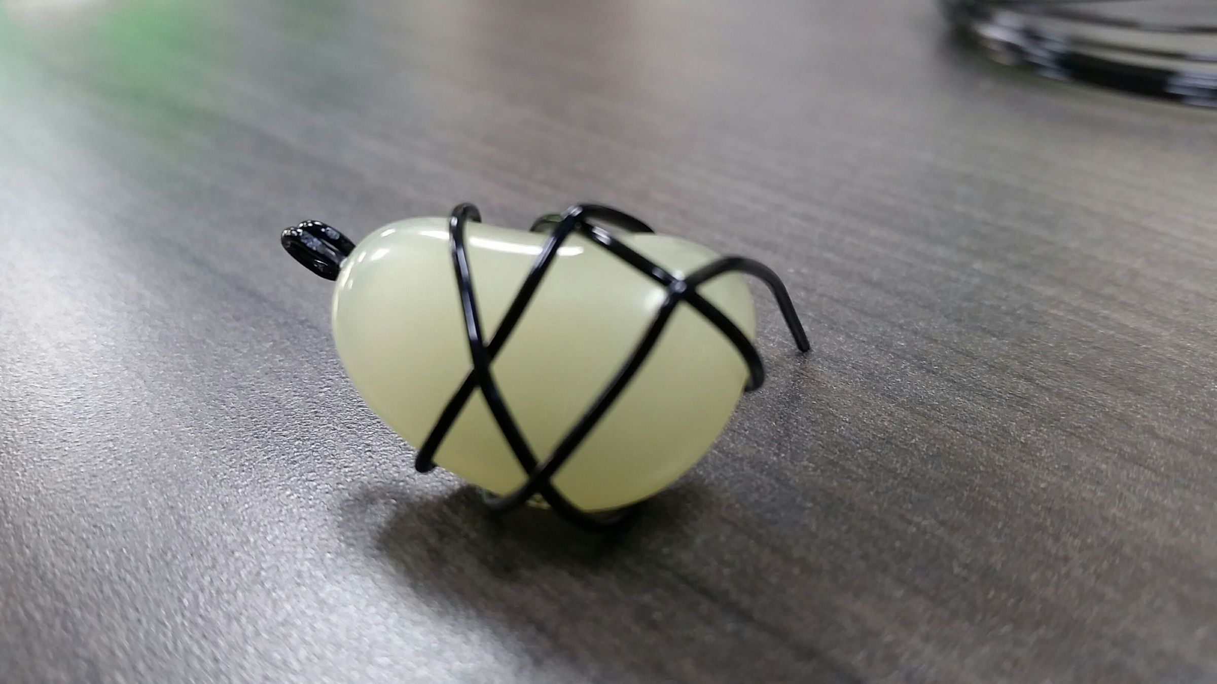 Glow in the Dark Wire Wrapped Pendant : 5 Steps (with Pictures ...