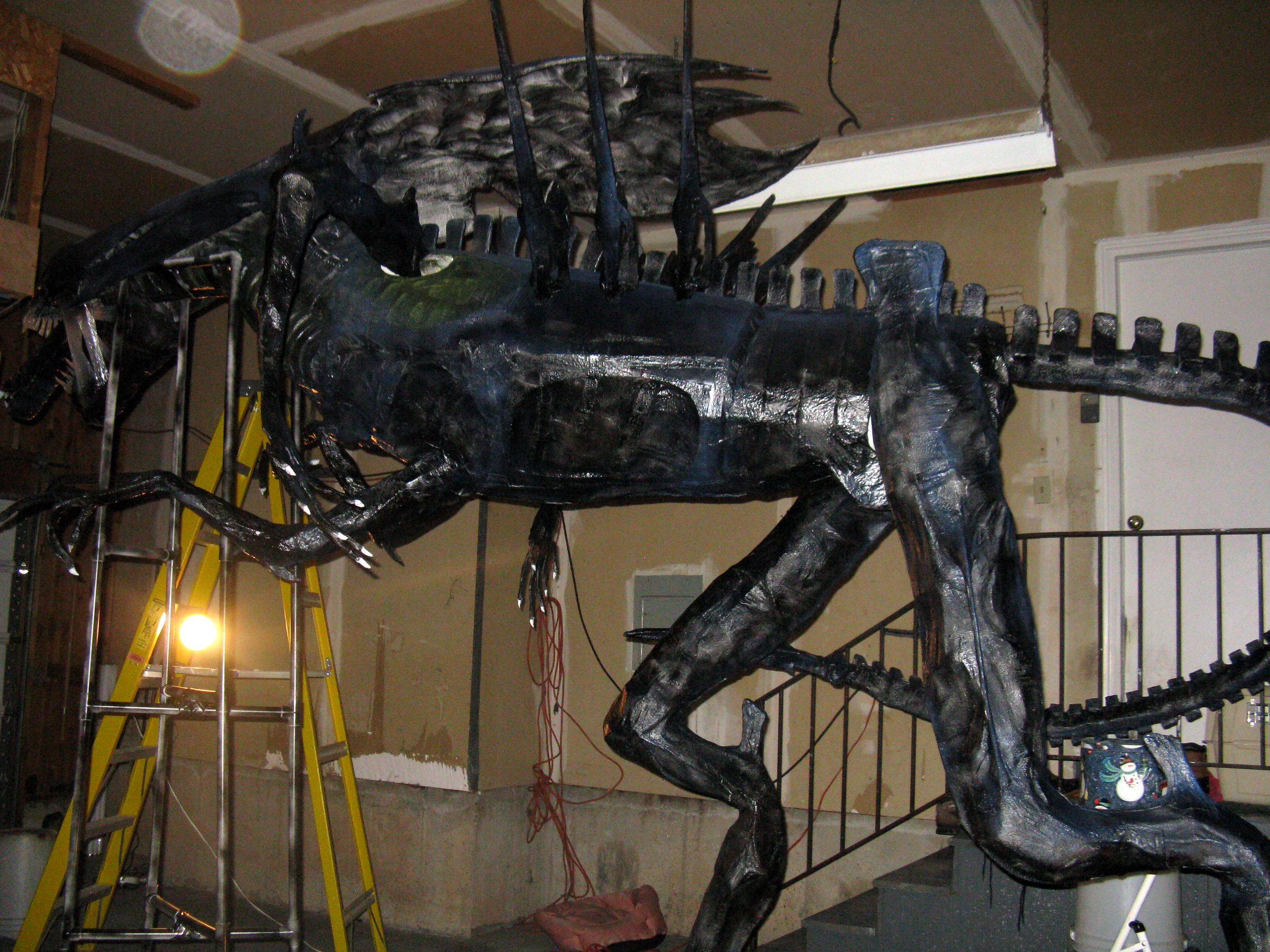 Life-Size Alien Queen Statue From Aliens : 8 Steps (with Pictures ...