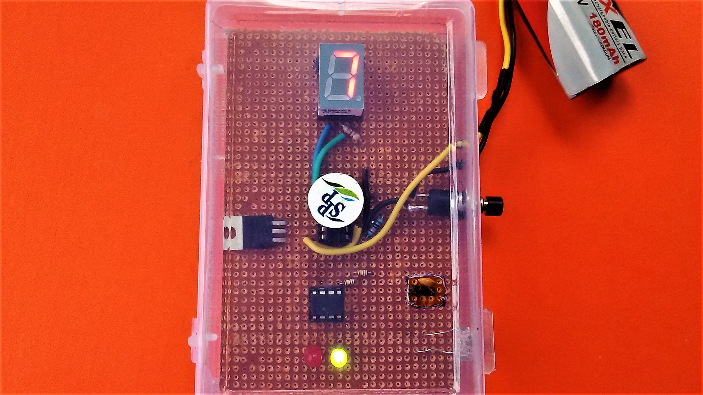 The Attiny85/45 Capacitor Tester : 6 Steps (with Pictures) - Instructables