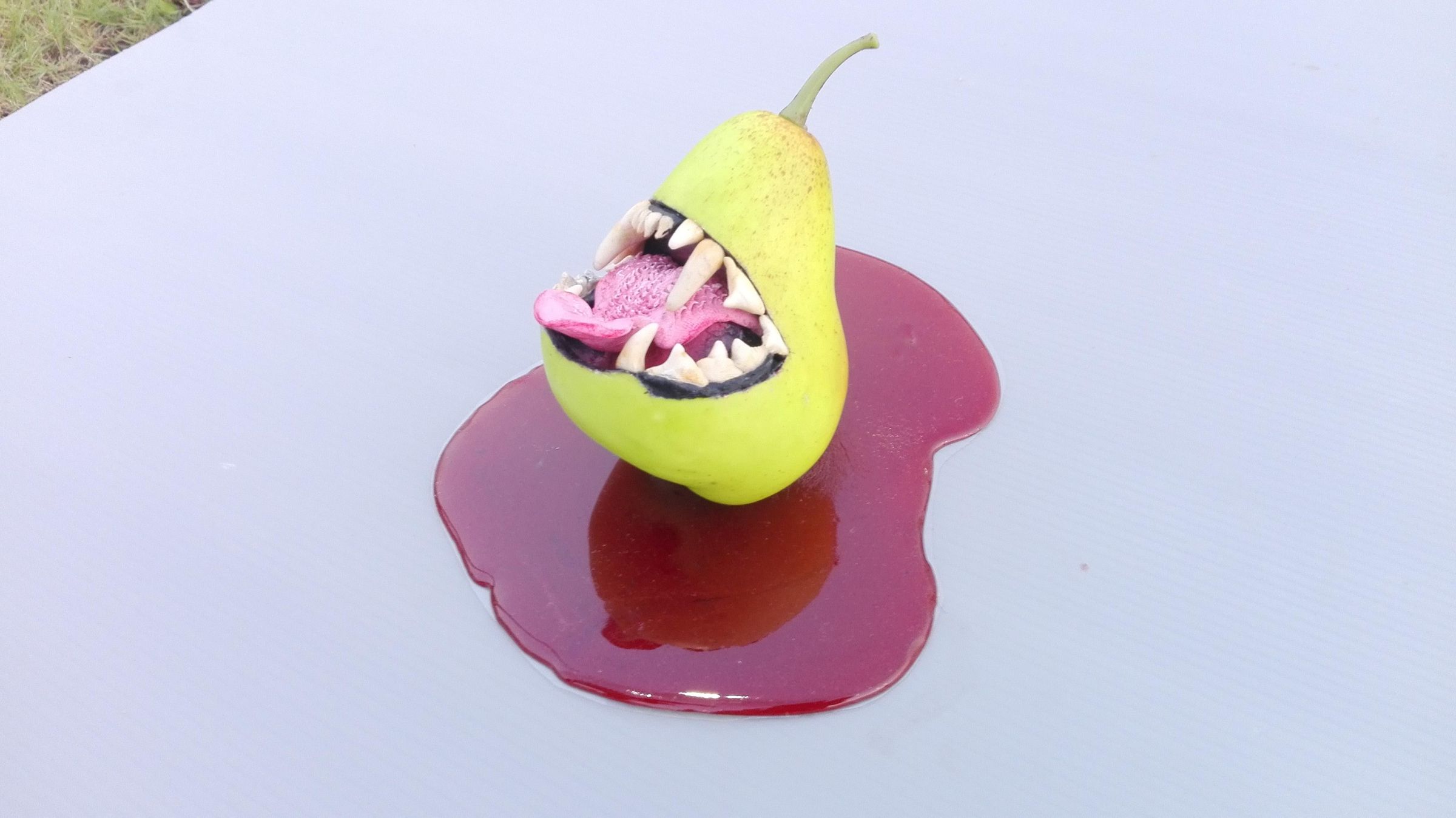 How to Make Halloween Zombie Pear in Faux Blood | Halloween Resin Art ...