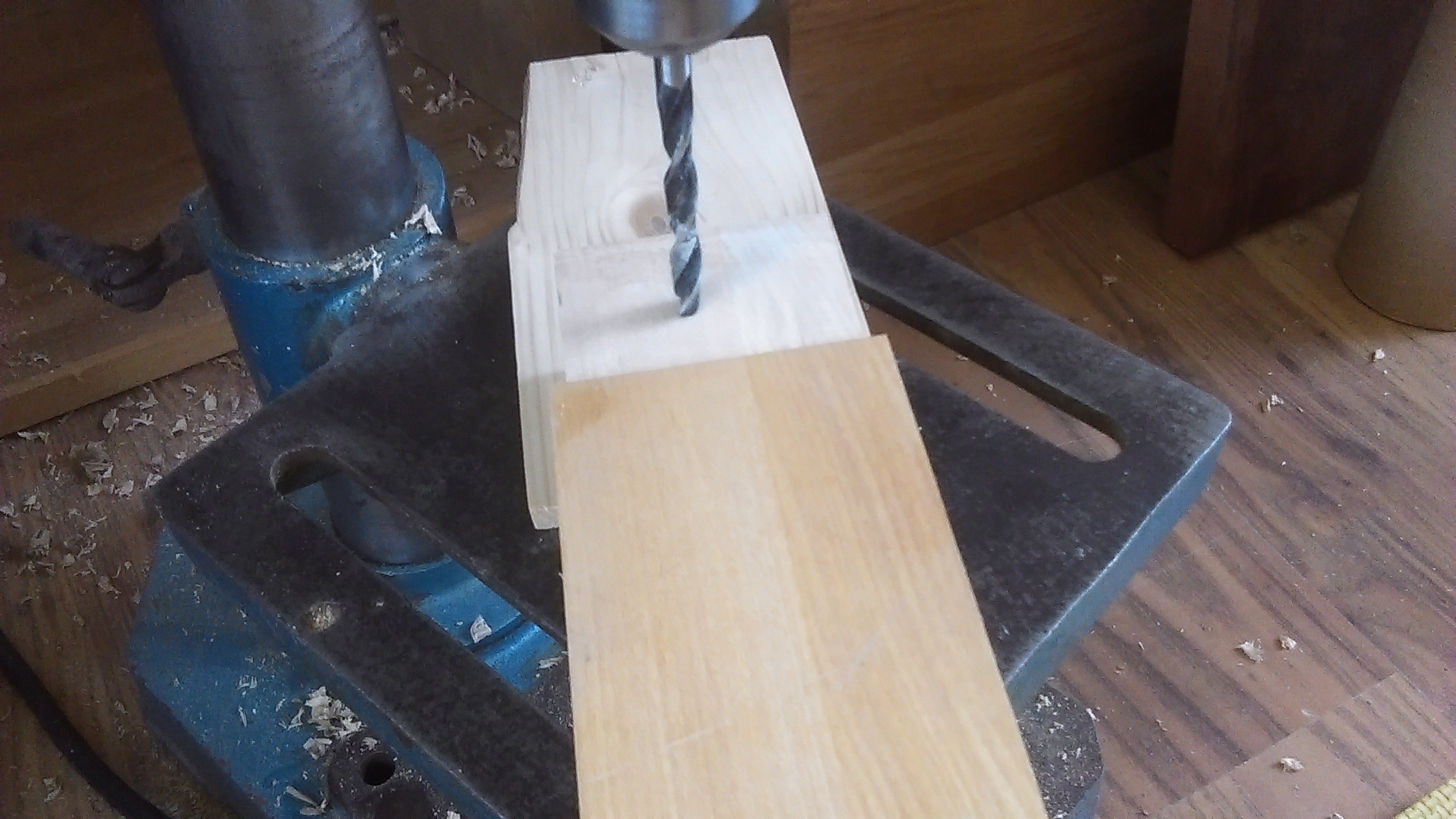 How to Draw Bore a Mortise and Tenon Joint : 3 Steps (with Pictures ...