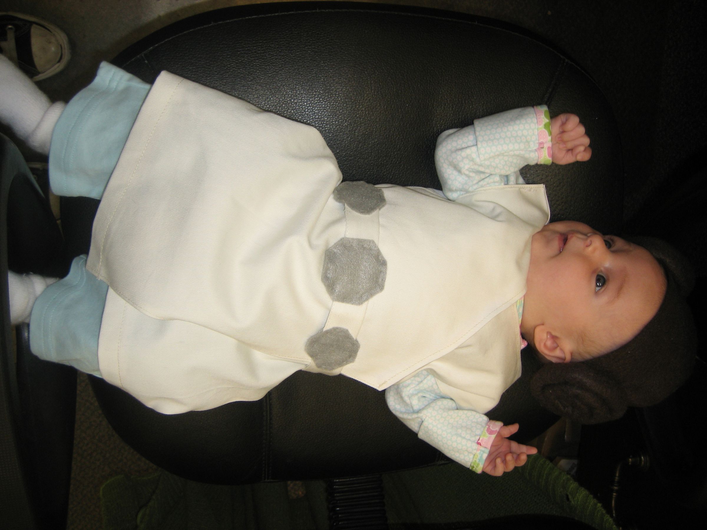 Baby Princess Leia Costume! : 11 Steps (with Pictures) - Instructables