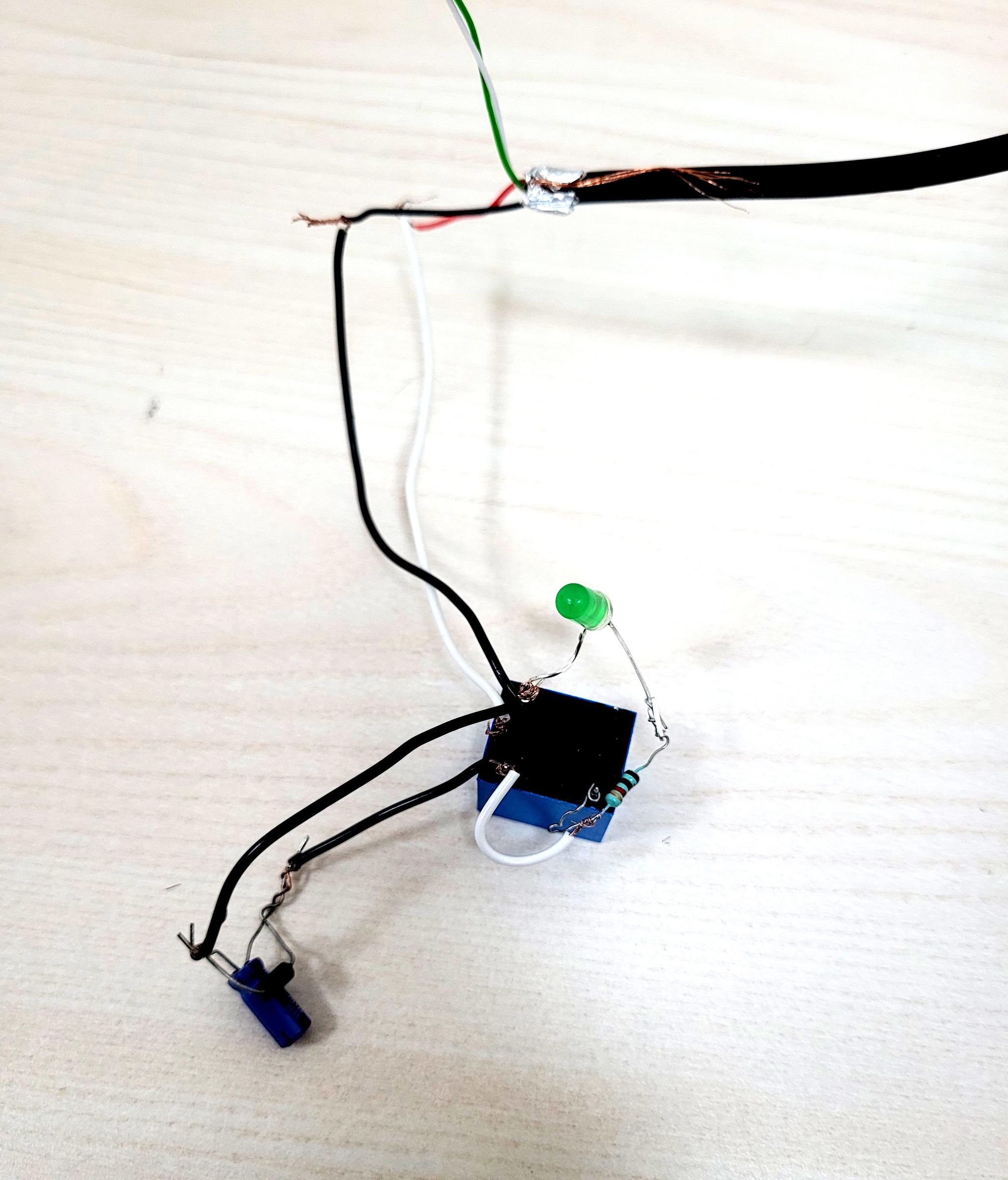 LED Flasher Using Relay : 8 Steps - Instructables