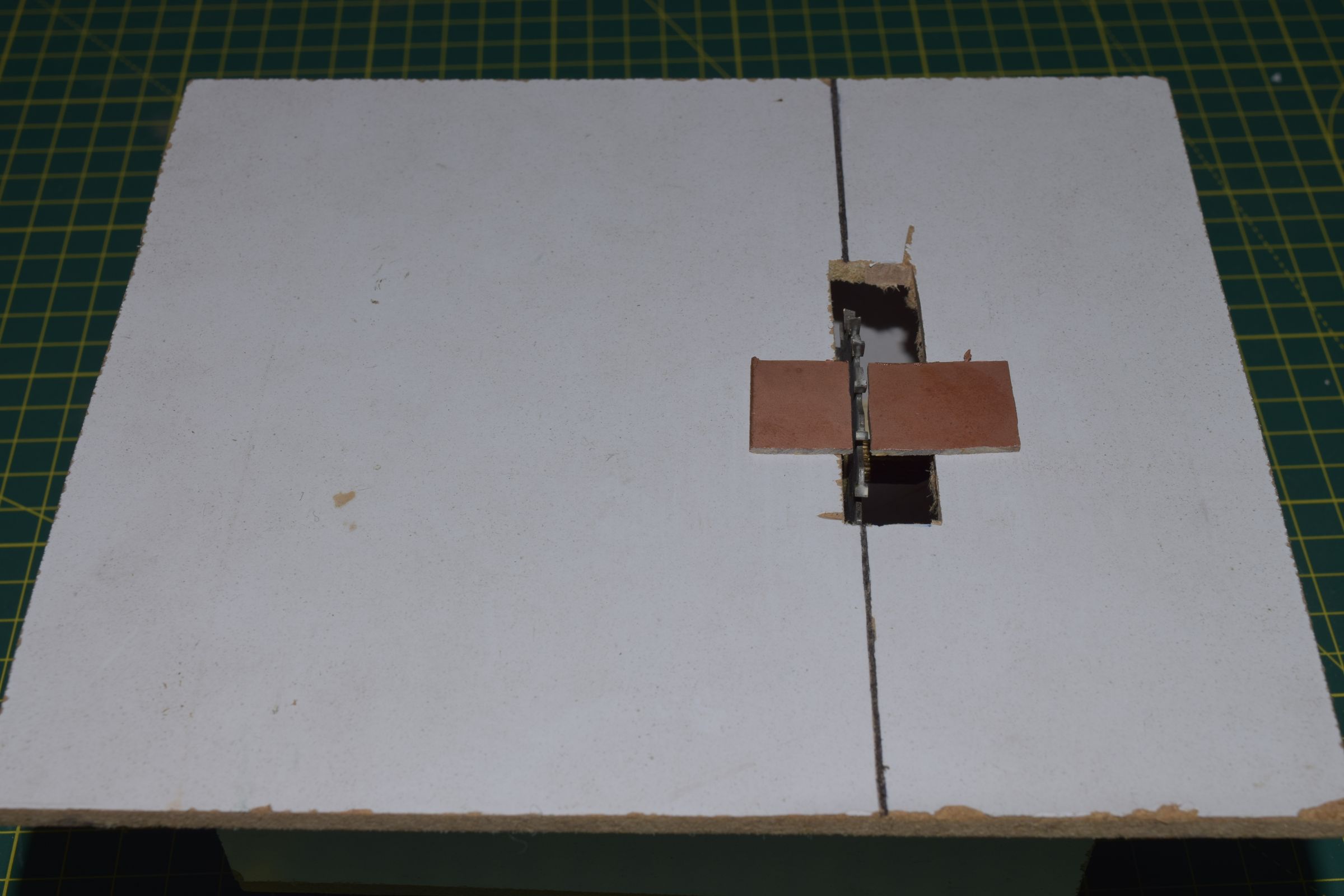 DIY PCB Cutter AKA Mini Table Saw : 8 Steps (with Pictures) - Instructables